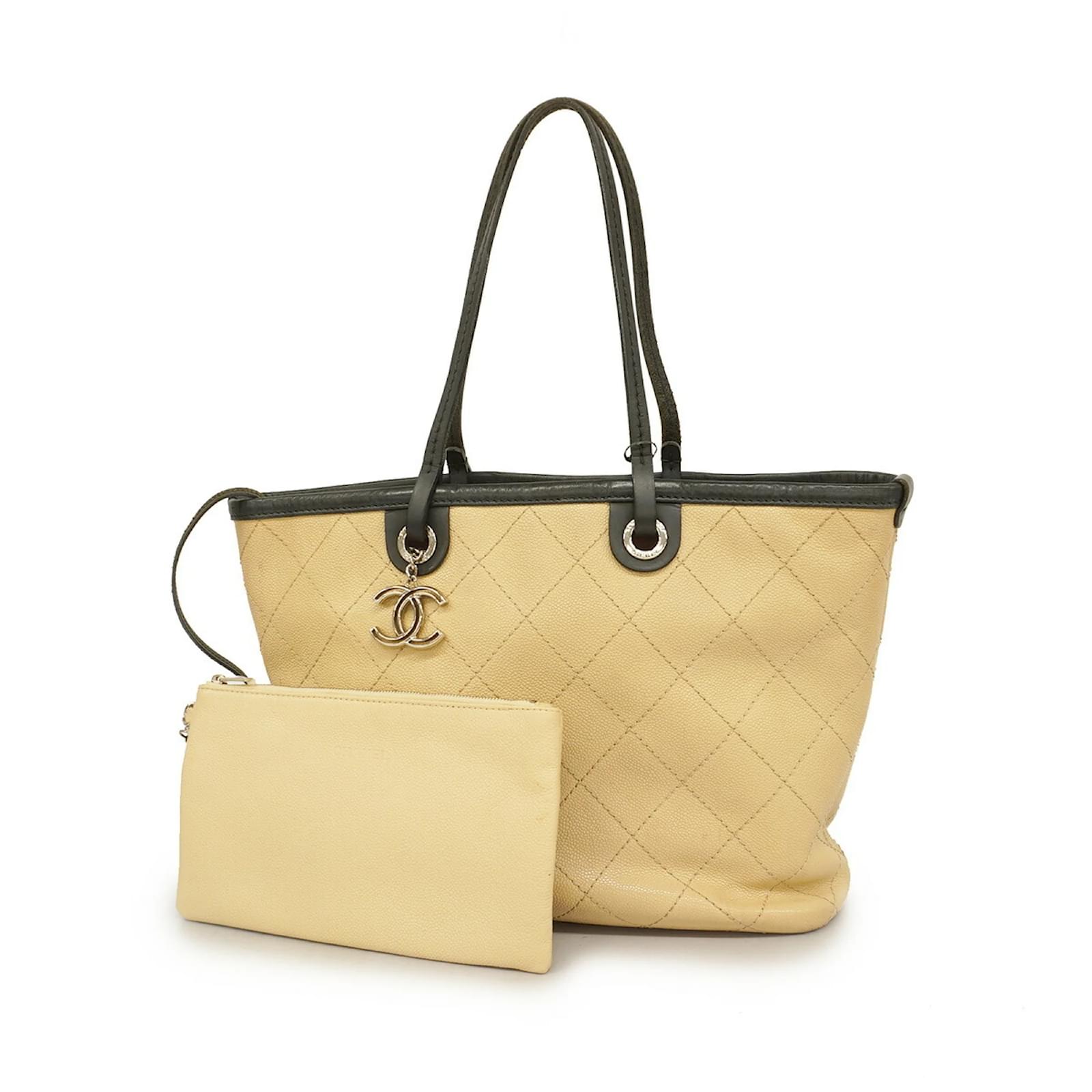 Chanel Wild Stitch Tote Bag Black Beige Leather ref.JC1631486 (Sold ...