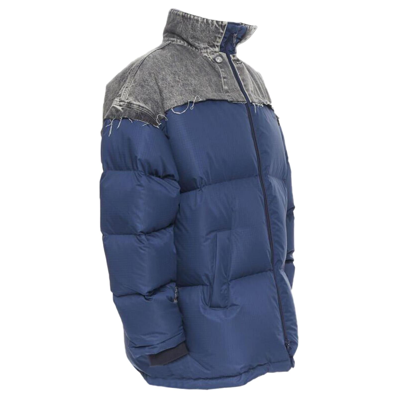 Balenciaga Pulled Khaki Toggle Wrap Coat Blue Nylon ref.1637600 - Joli ...