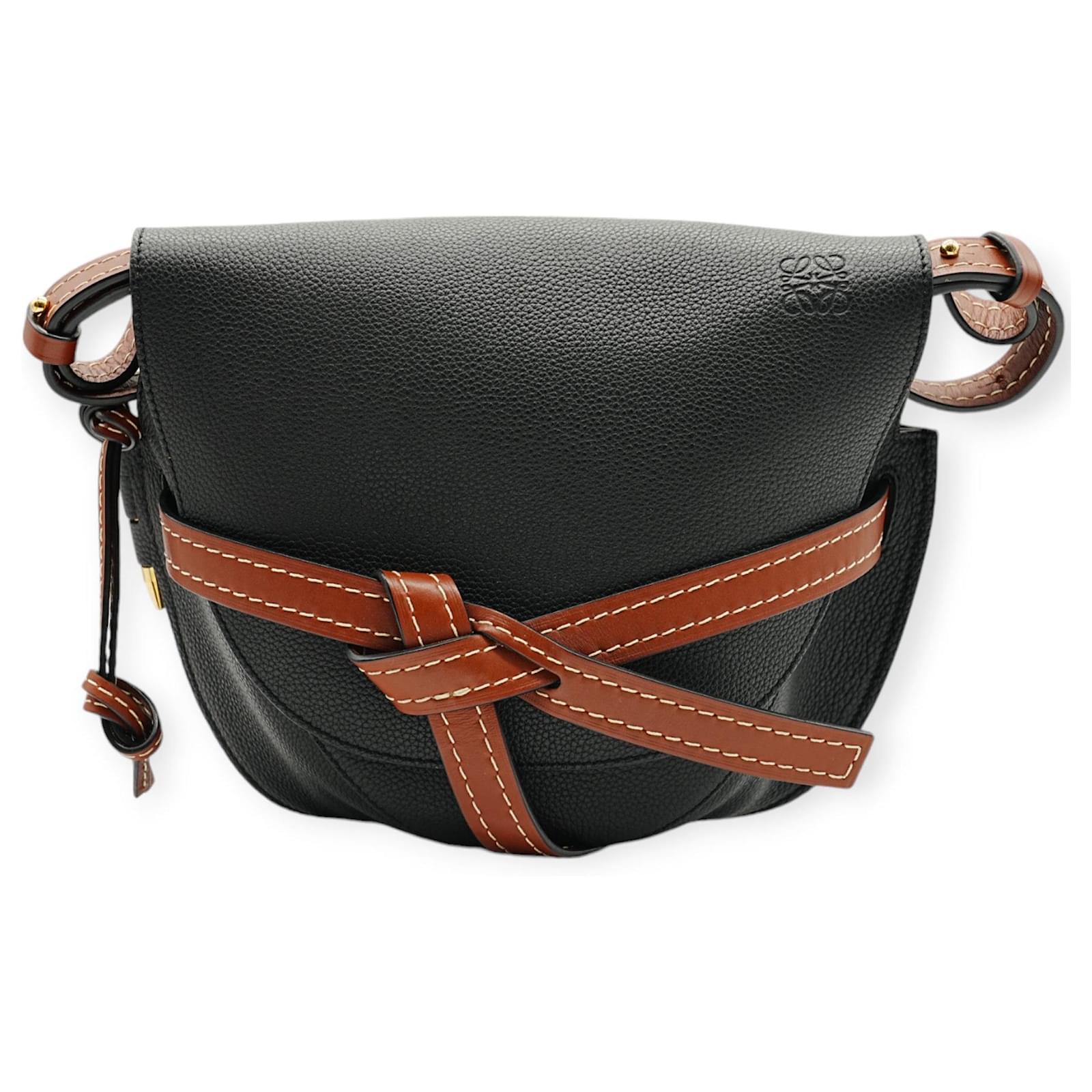 Loewe Black Gate Crossbody Bag - '10s Leather ref.1642290 - Joli Closet