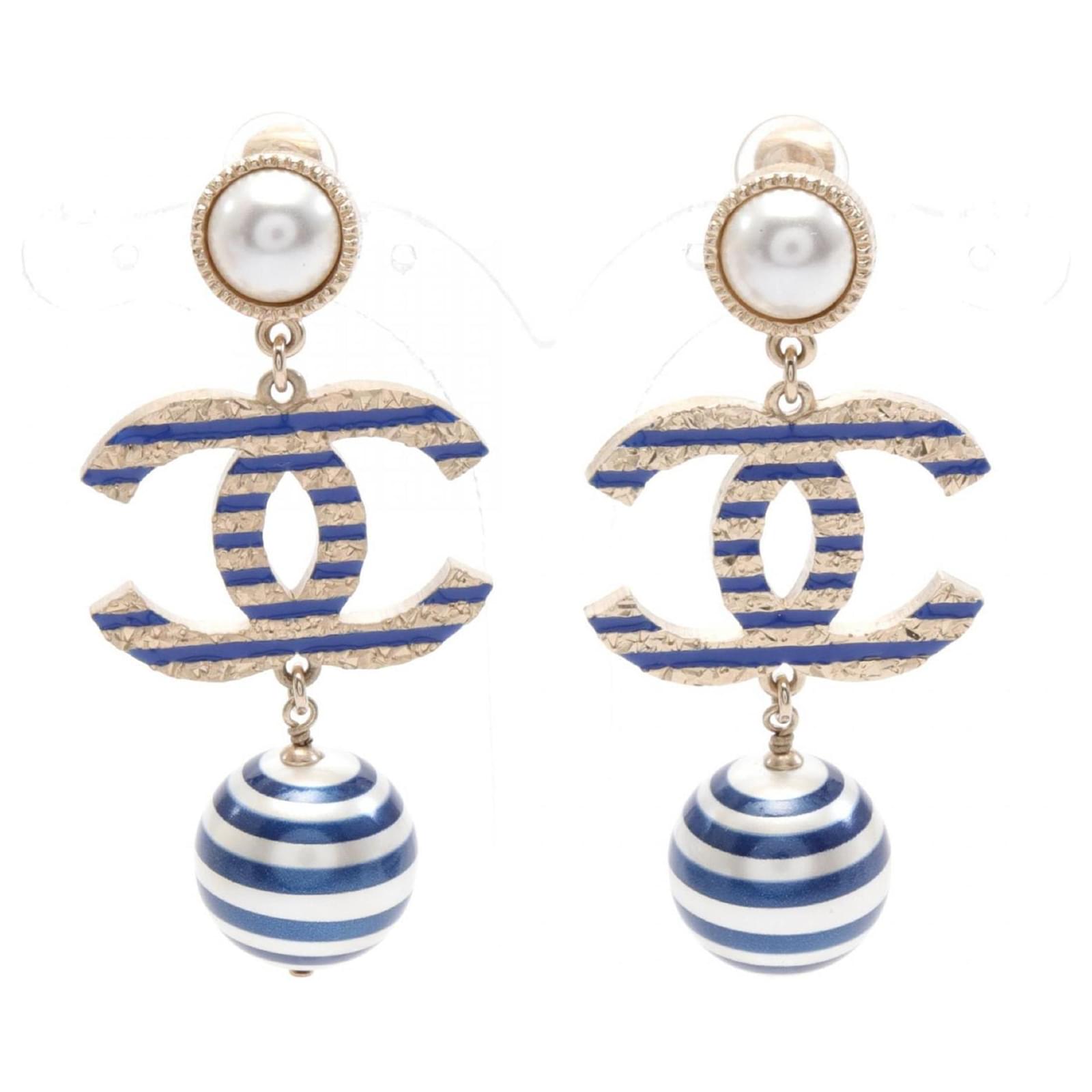 Chanel Coco Mark Multiple colors Gold-plated ref.1679777 - Joli Closet
