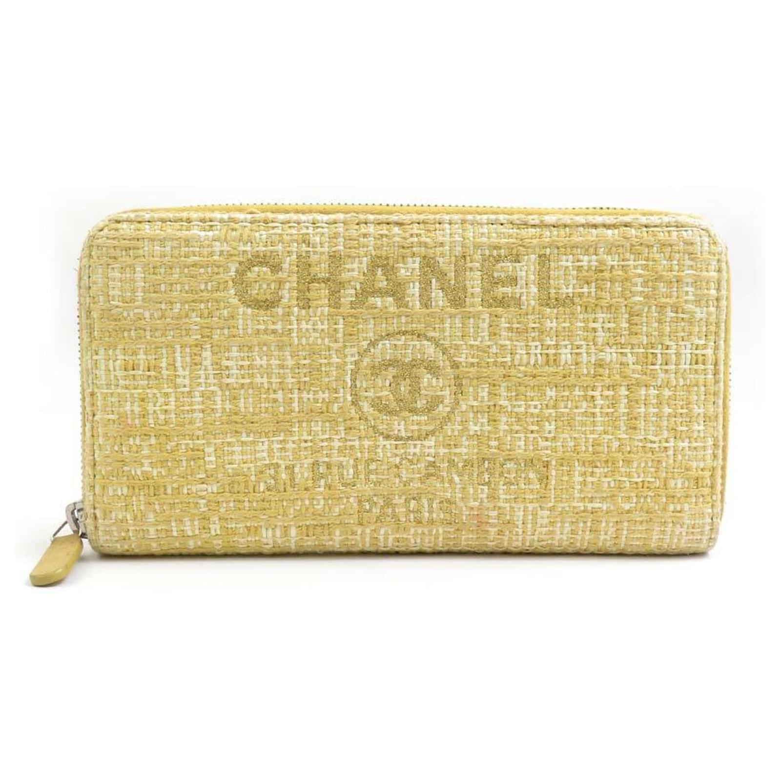 Chanel Yellow Tweed Long Wallet ref.1682383 - Joli Closet