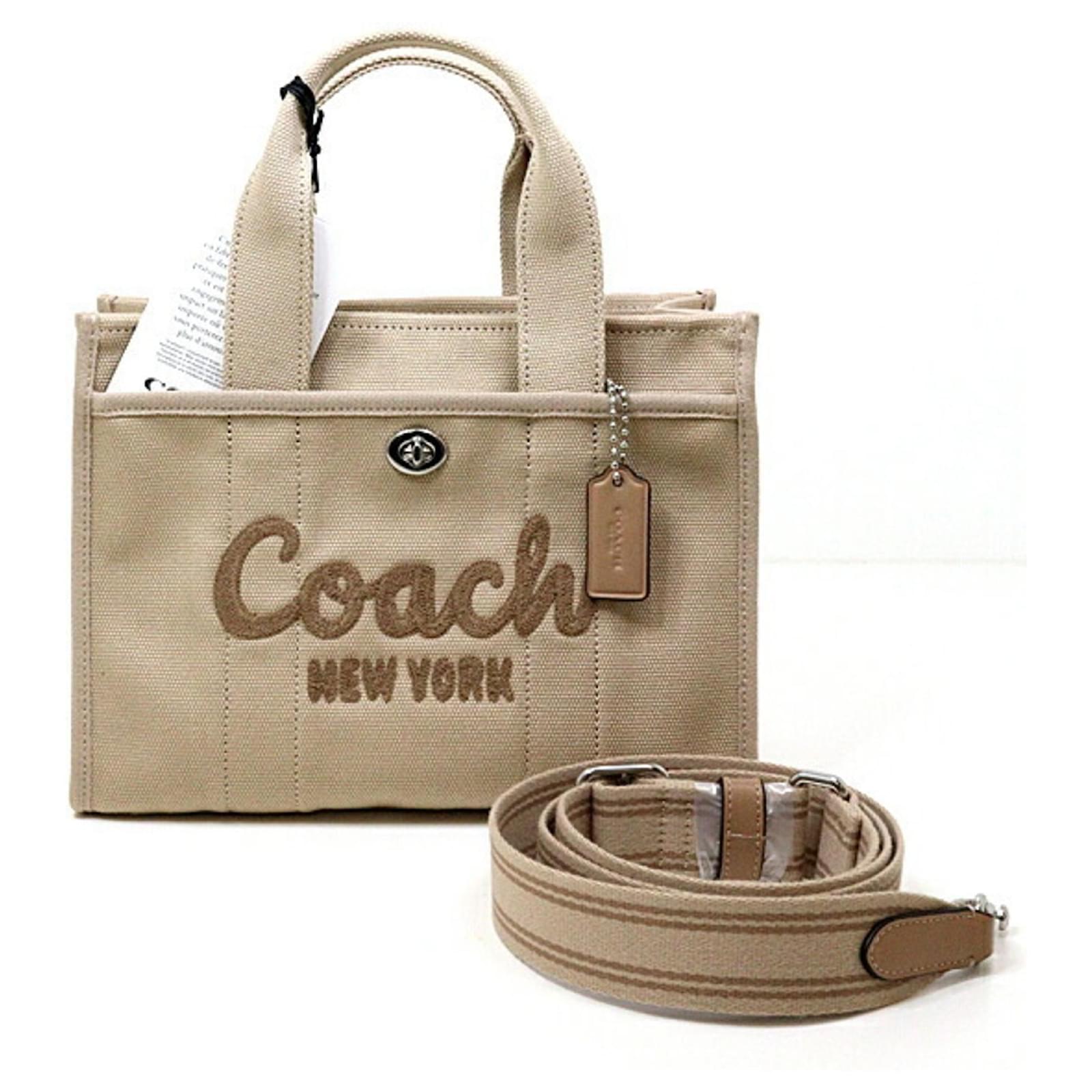 Coach Cargo Tote 26 Bag Beige Cloth ref.1693509 - Joli Closet