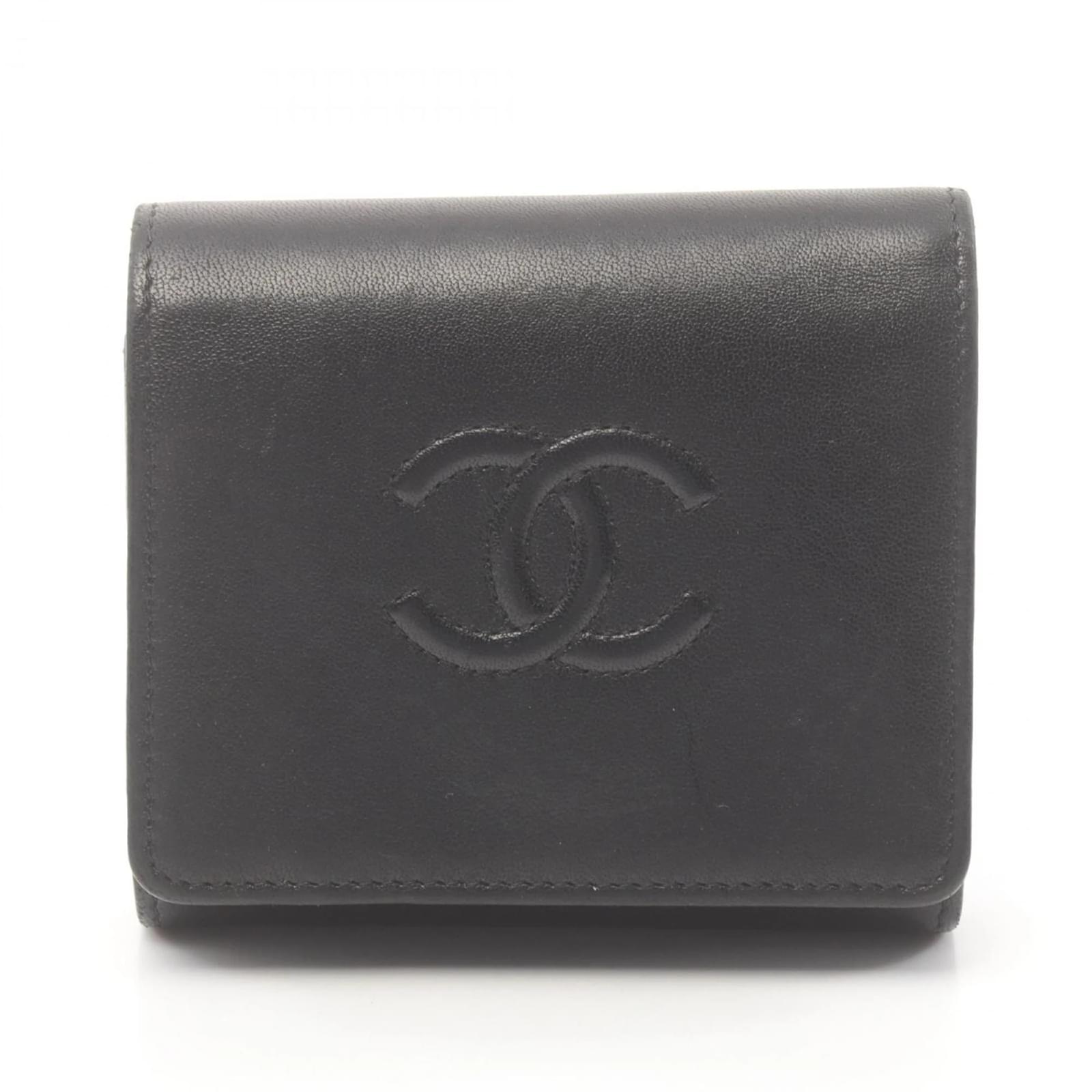 Chanel Coco Mark Tri-fold Wallet Black Leather ref.1707552 - Joli Closet