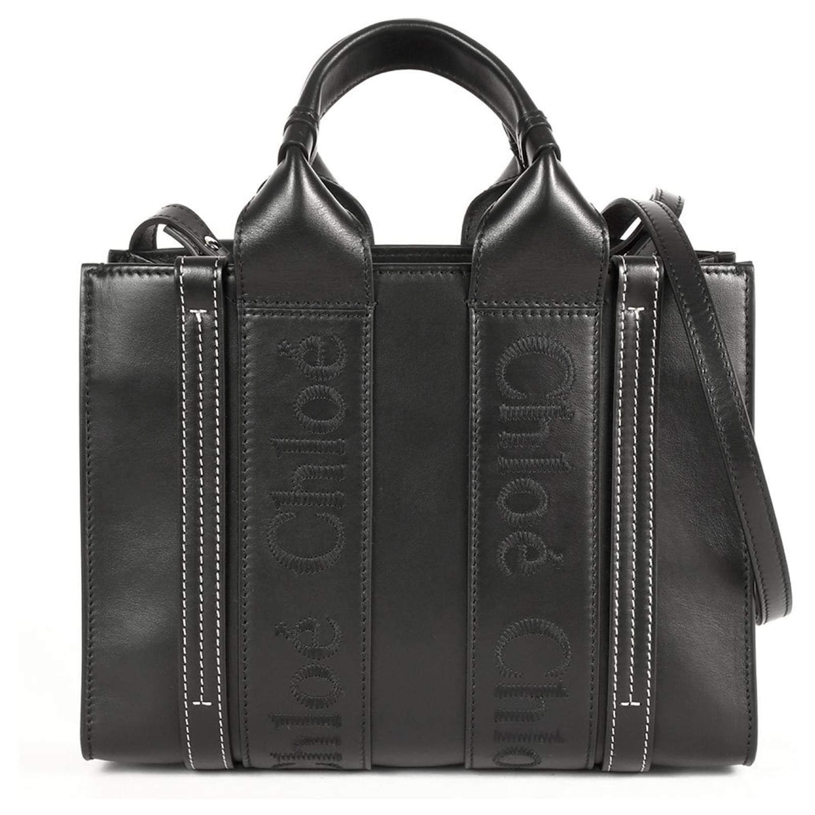 Chloé WOODY Small Tote Bag in Black Leather ref.JC1709354 (Sold) - Joli ...