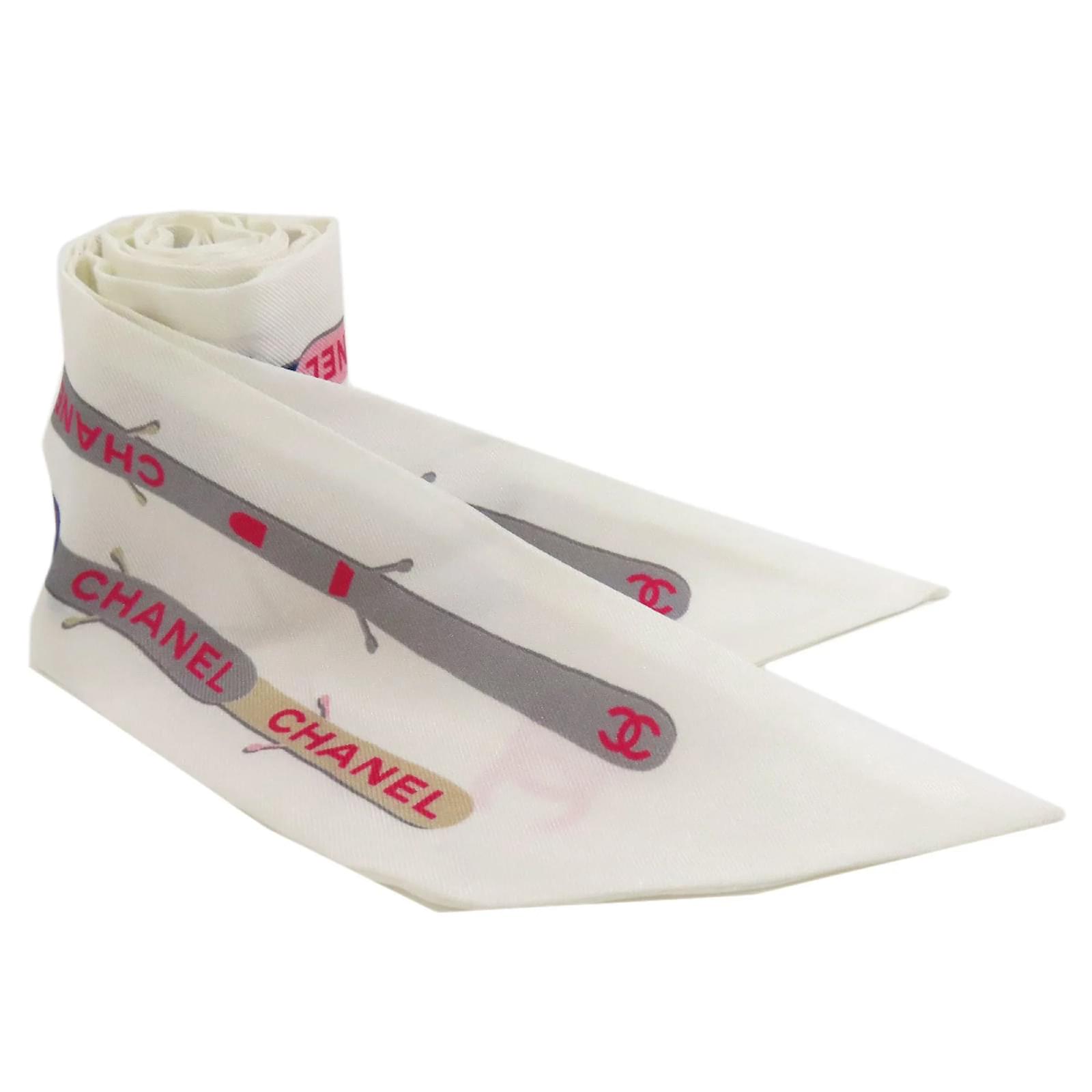 Chanel Coco Mark Silk Scarf White ref.1709583 - Joli Closet