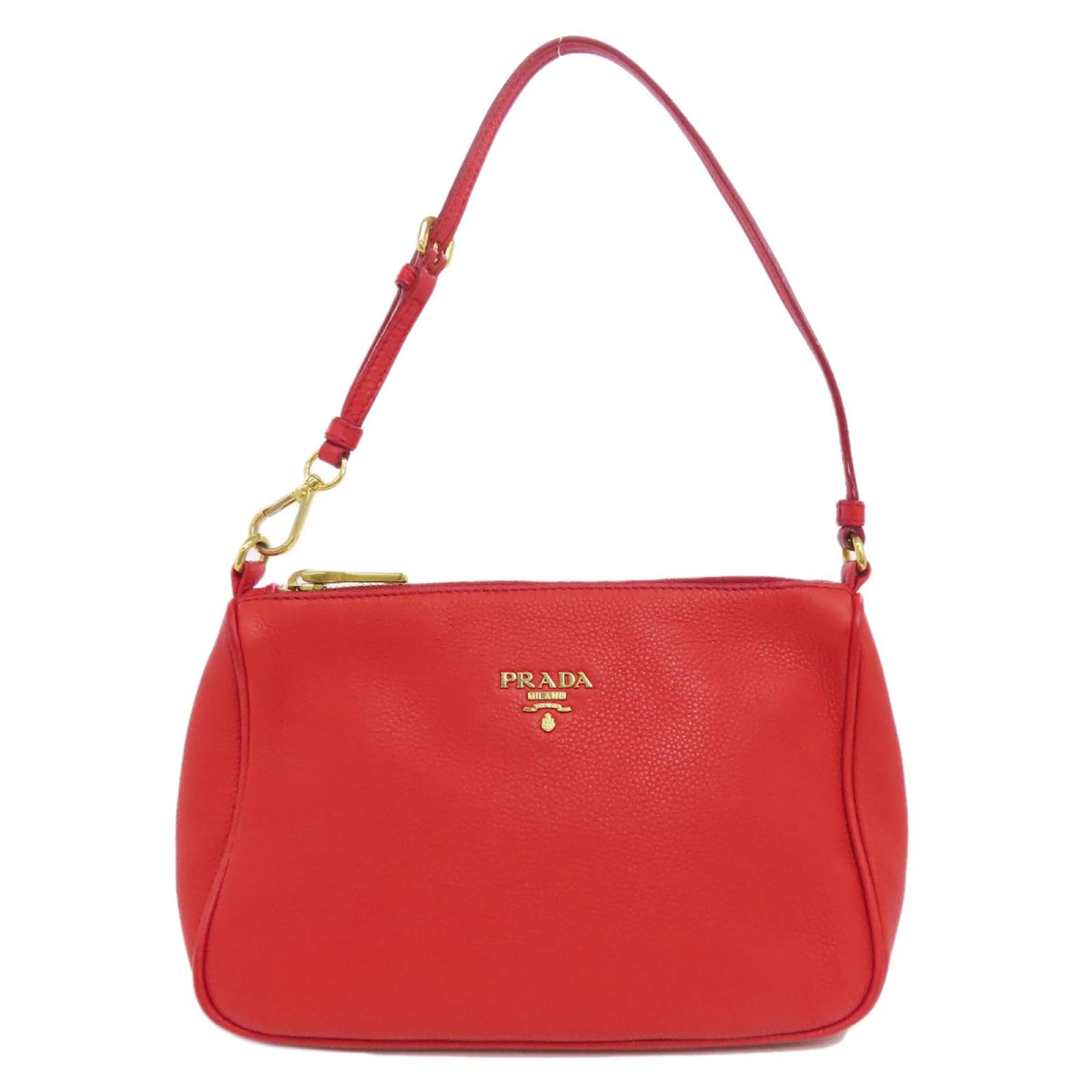 Prada Red Leather Shoulder Handbag ref.1710441 - Joli Closet