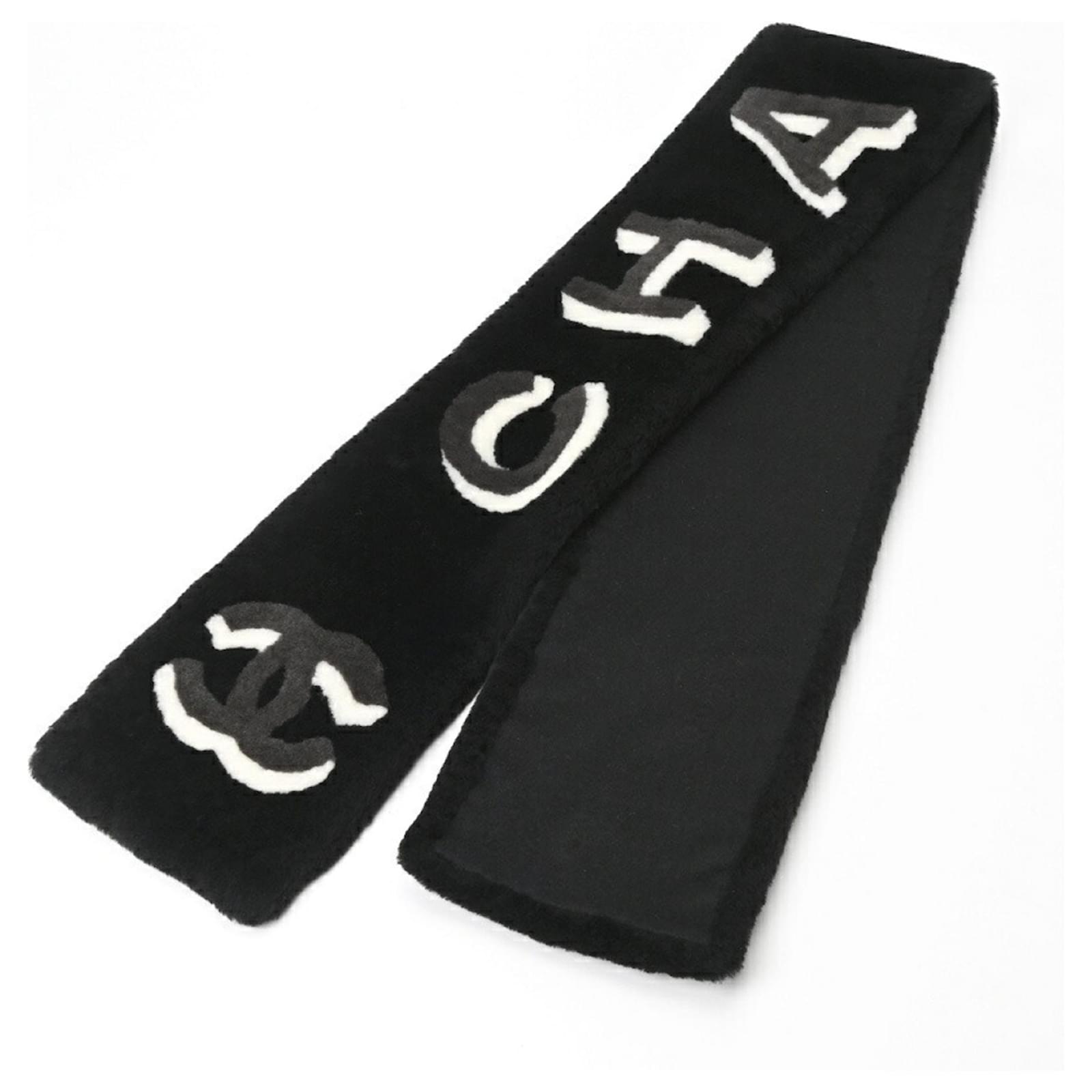 Chanel Coco Mark Mouton Scarf Black Leather Cashmere ref.1714800 - Joli ...