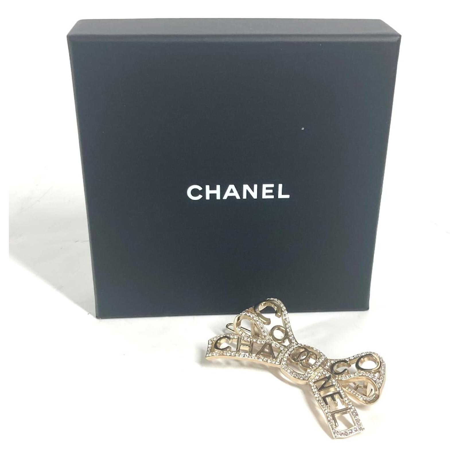 Chanel Gold Metal Barrette Golden ref.1720013 - Joli Closet
