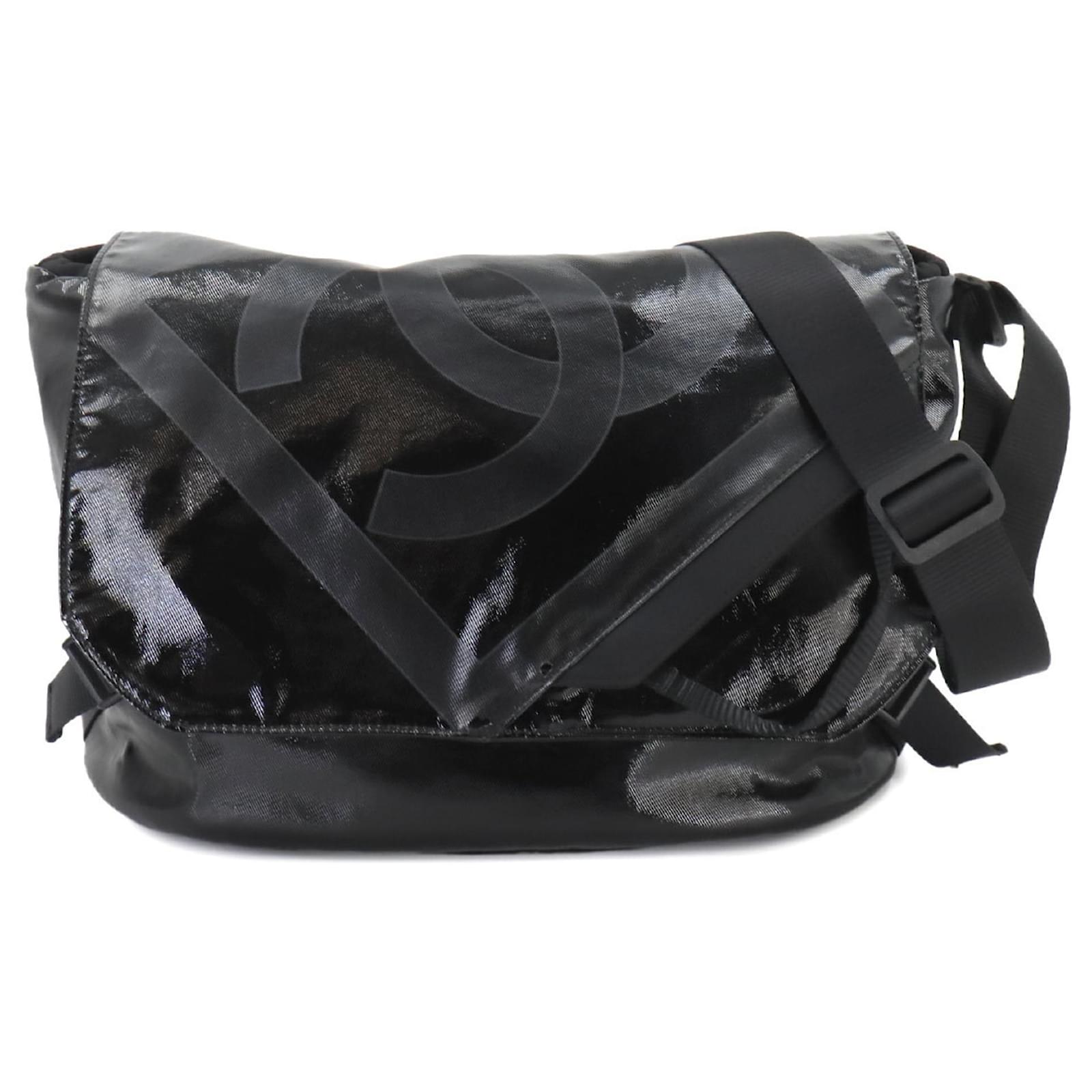 Chanel Sport Line Shoulder Bag Black Plastic ref.1723792 - Joli Closet