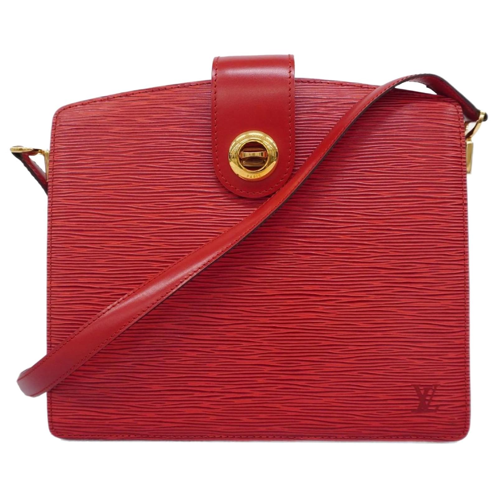 Louis Vuitton Epi Capuchin Shoulder Bag Red ref.1724147 - Joli Closet