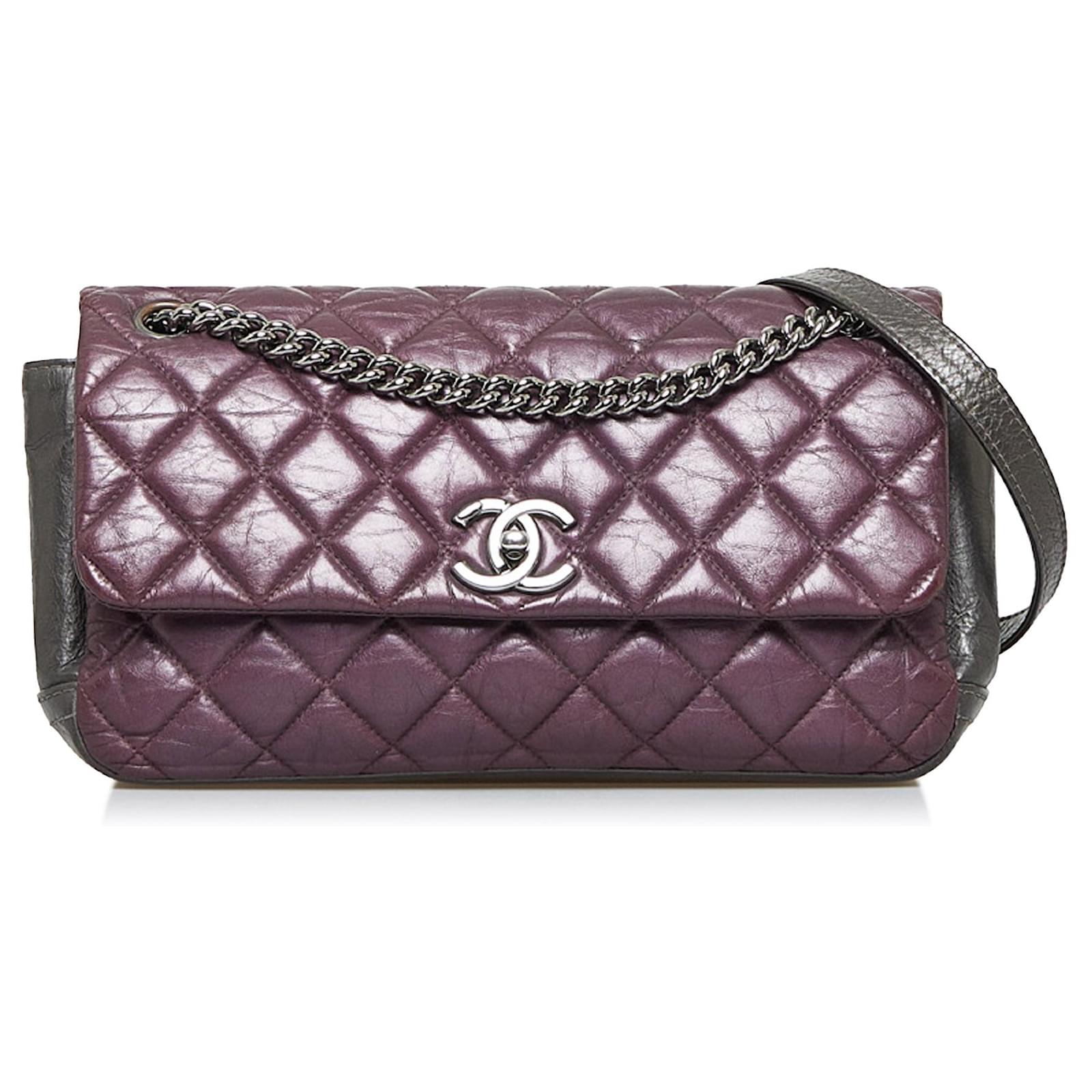 CHANEL HandbagsLeather Purple ref.1724668 - Joli Closet