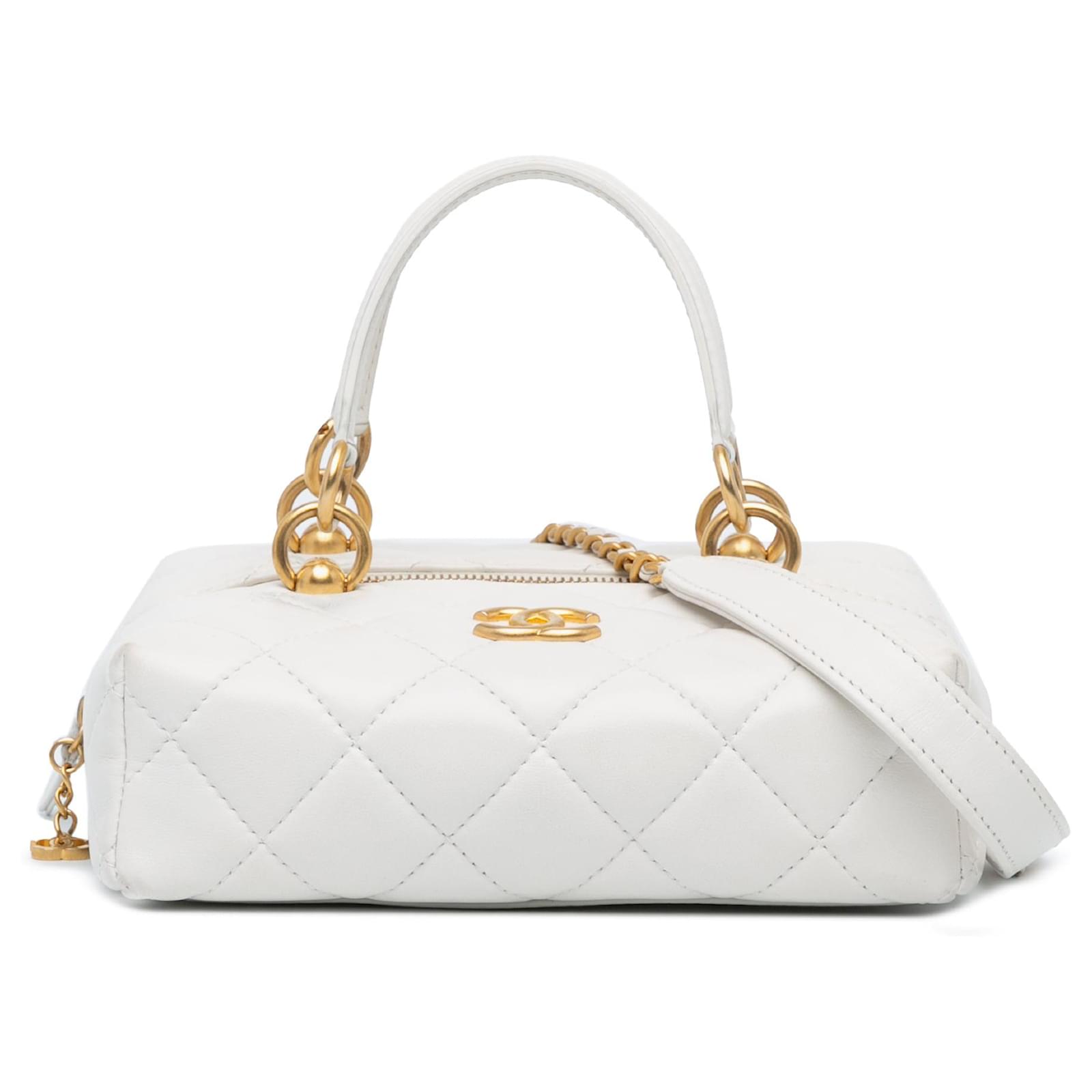White Chanel Métiers d'Art CC Quilted Lambskin Box with Top Handle ...
