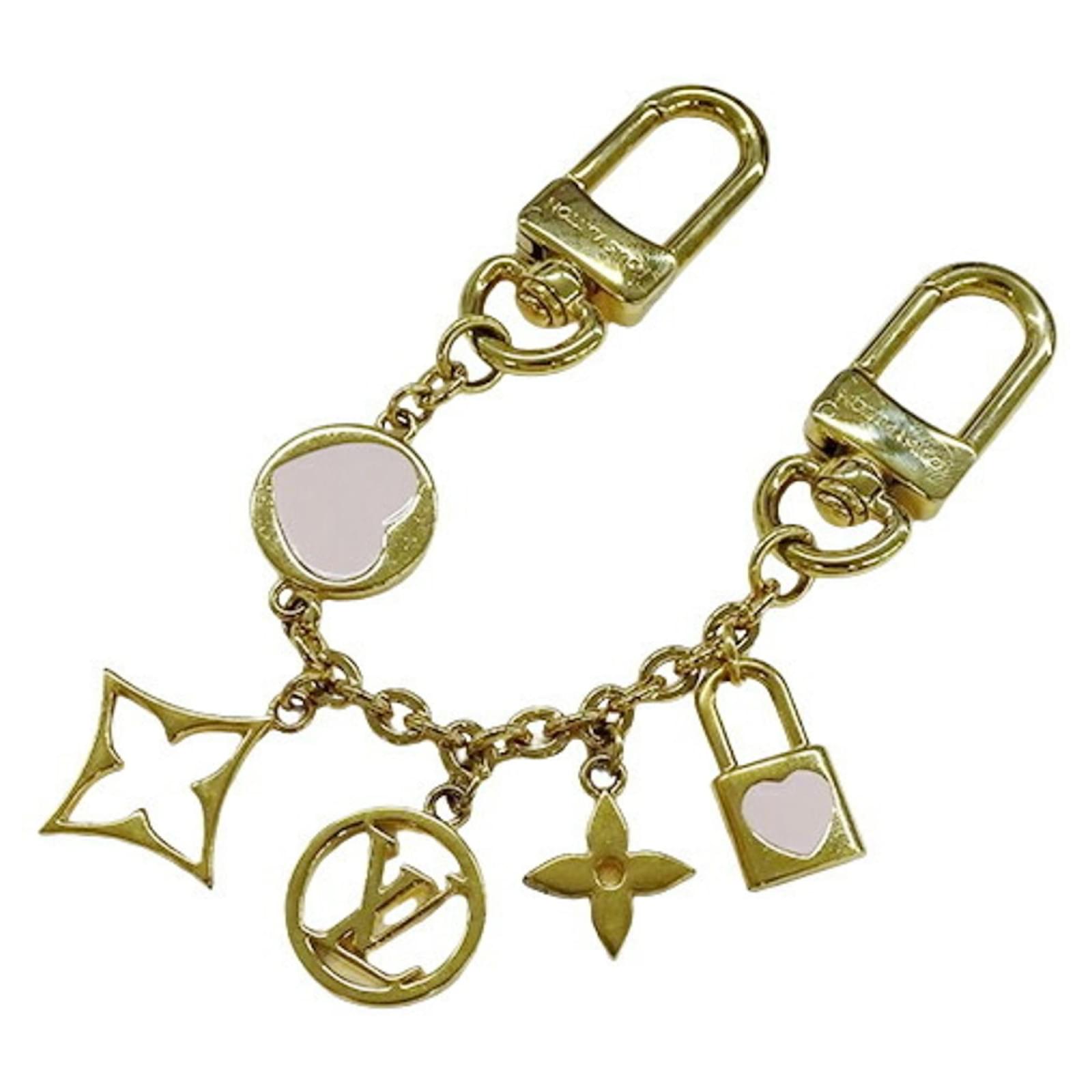Louis Vuitton Charm Bag Keychain Pink Golden Metal ref.1731494 - Joli ...