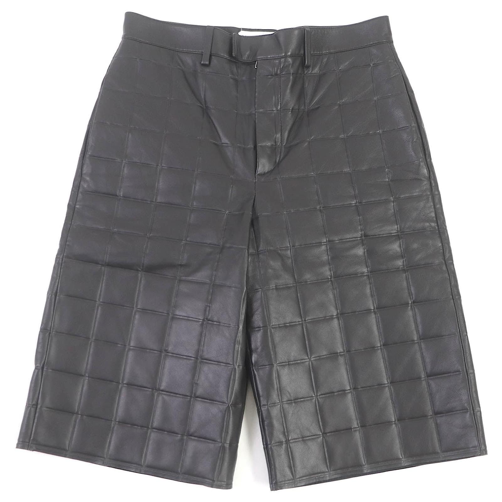 Bottega Veneta Lamb Leather Quilted Shorts Dark brown ref.1741134 ...