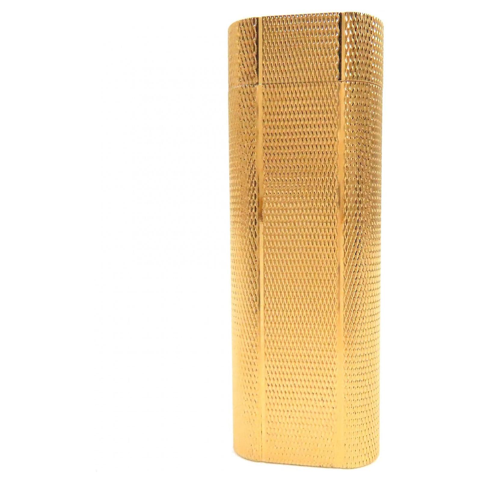 Cartier Oval Gas Lighter Gold Swiss Made Golden ref.1741915 - Joli Closet