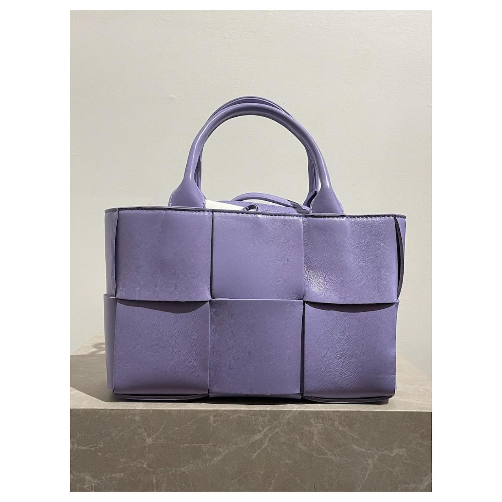 BOTTEGA VENETA Handbags T. Leather Purple ref.1764554 - Joli Closet