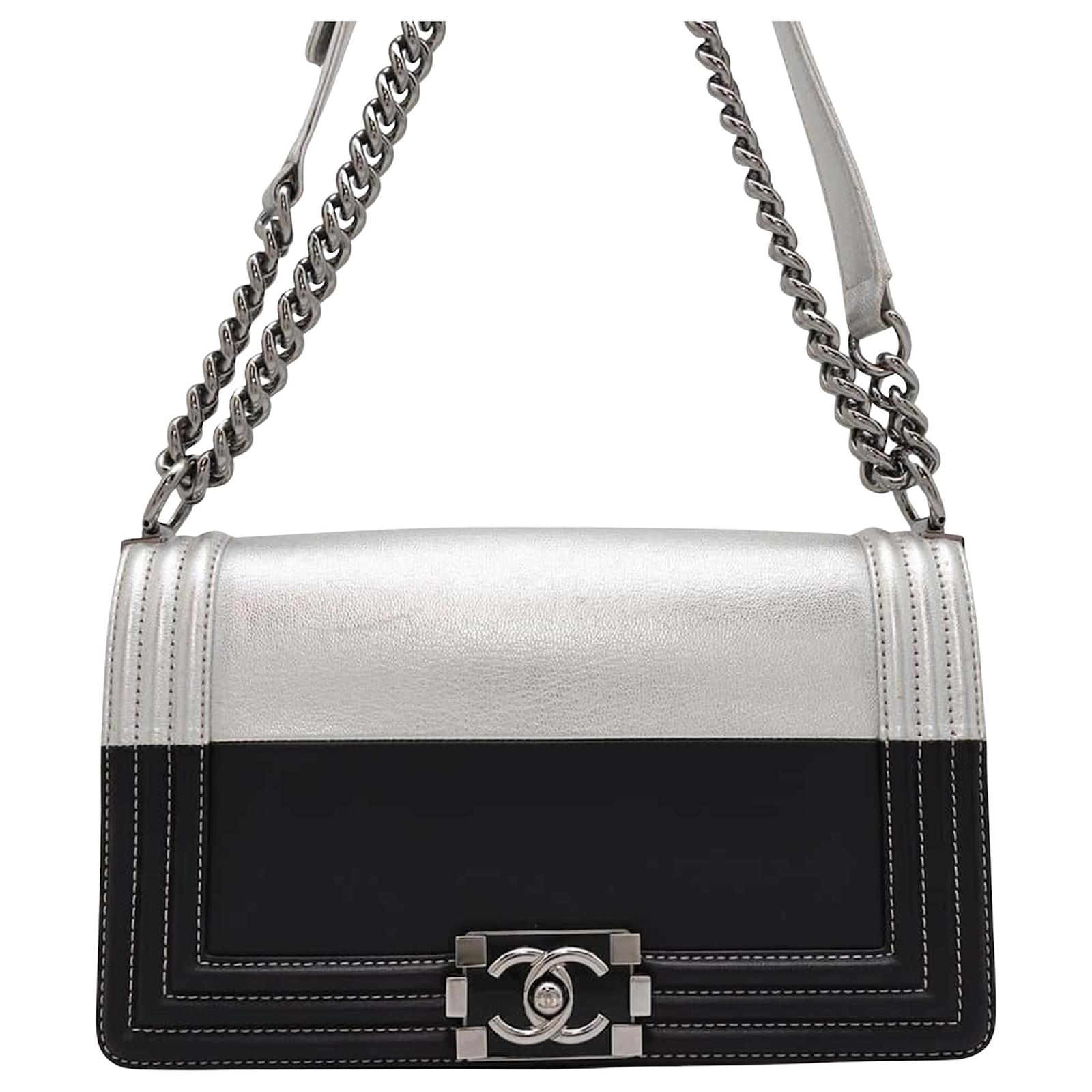 Boy Chanel Black Leather ref.1771174 - Joli Closet