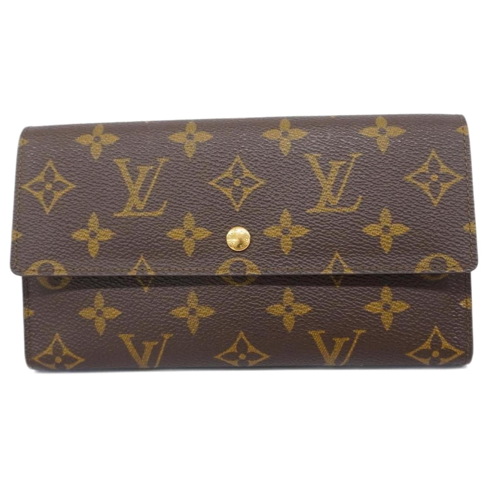 Louis Vuitton Tri-fold Long Wallet Brown ref.1790915 - Joli Closet