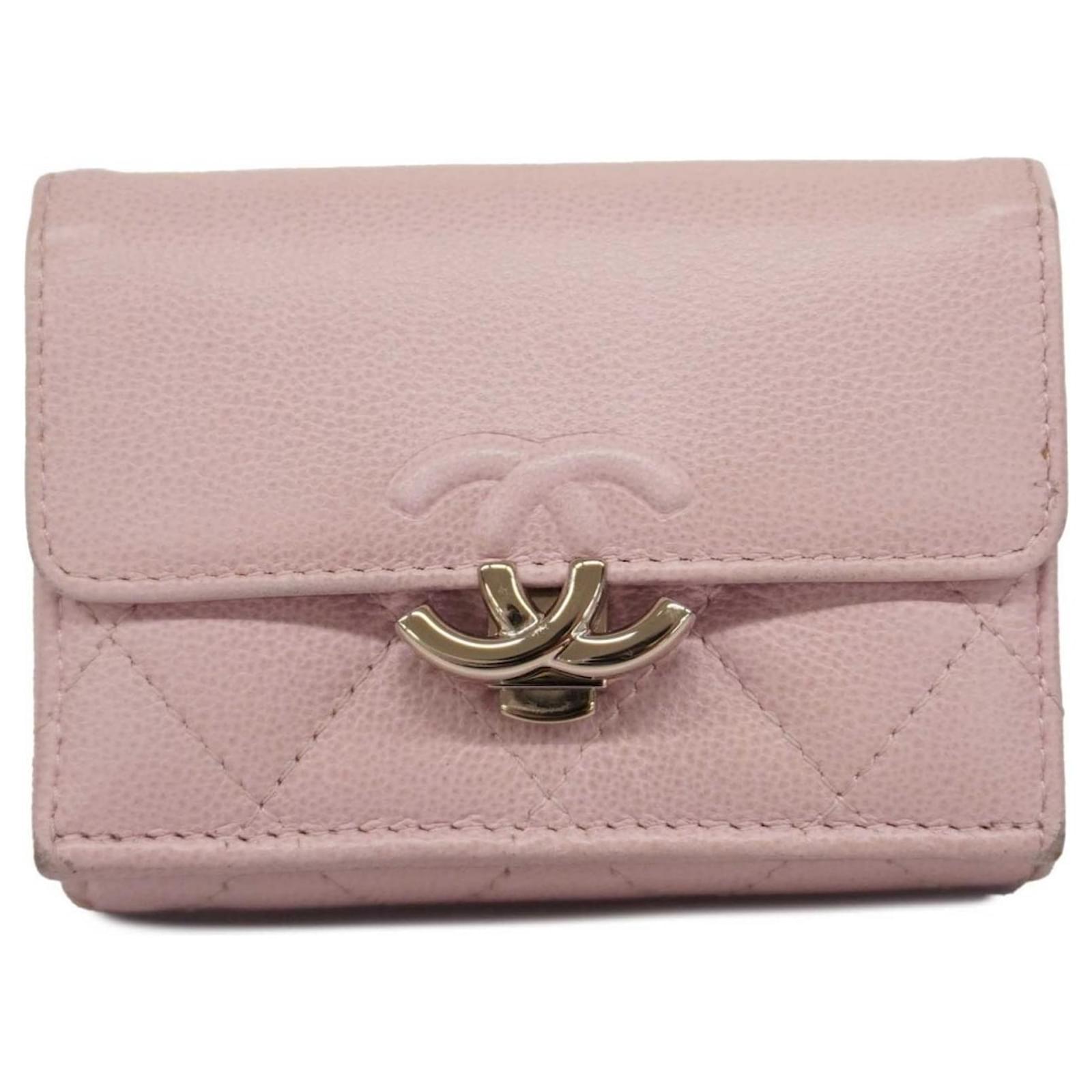 Chanel Tri-fold Wallet in Pink Caviar Leather ref.1814383 - Joli Closet