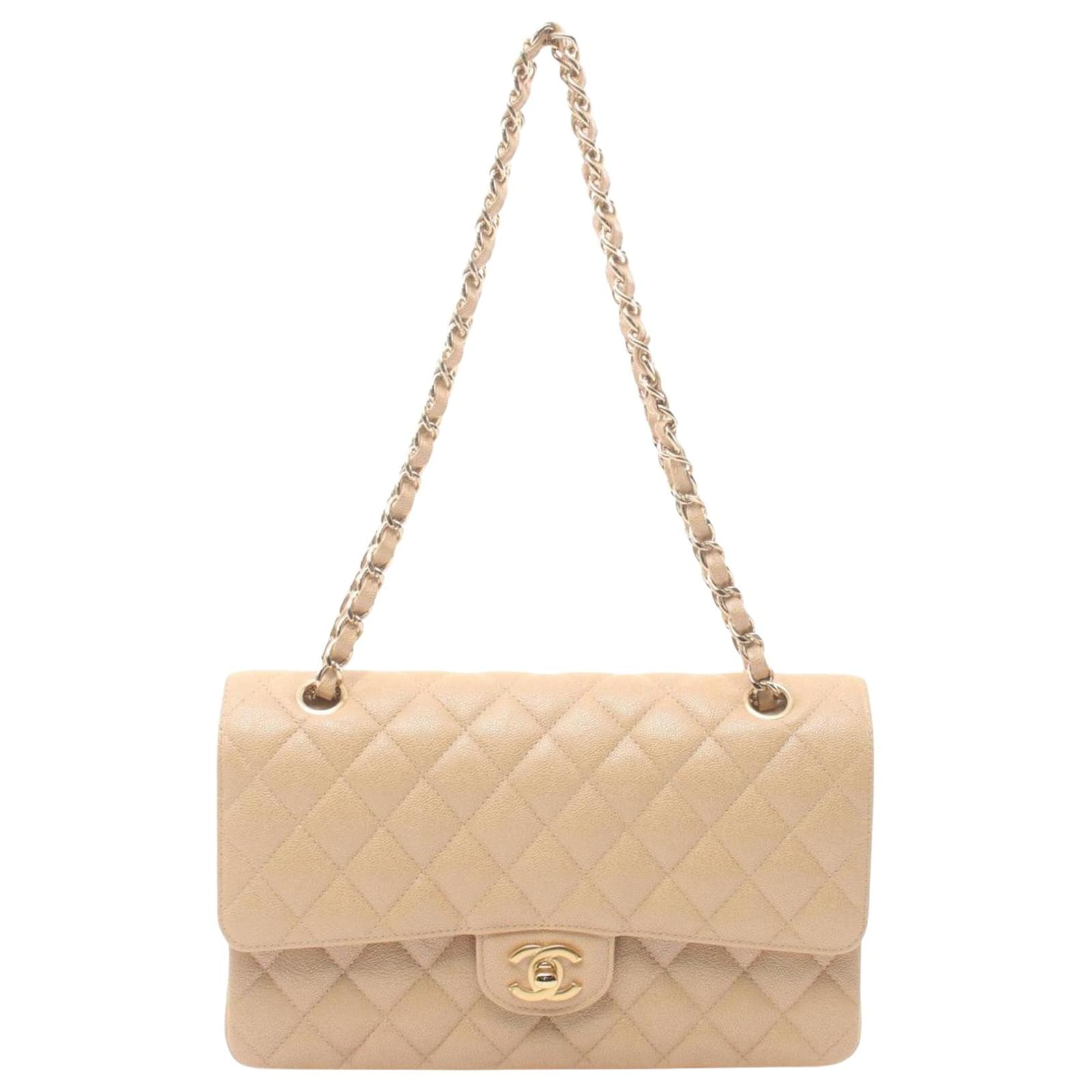 Chanel Timeless Beige Leather ref.1814434 - Joli Closet