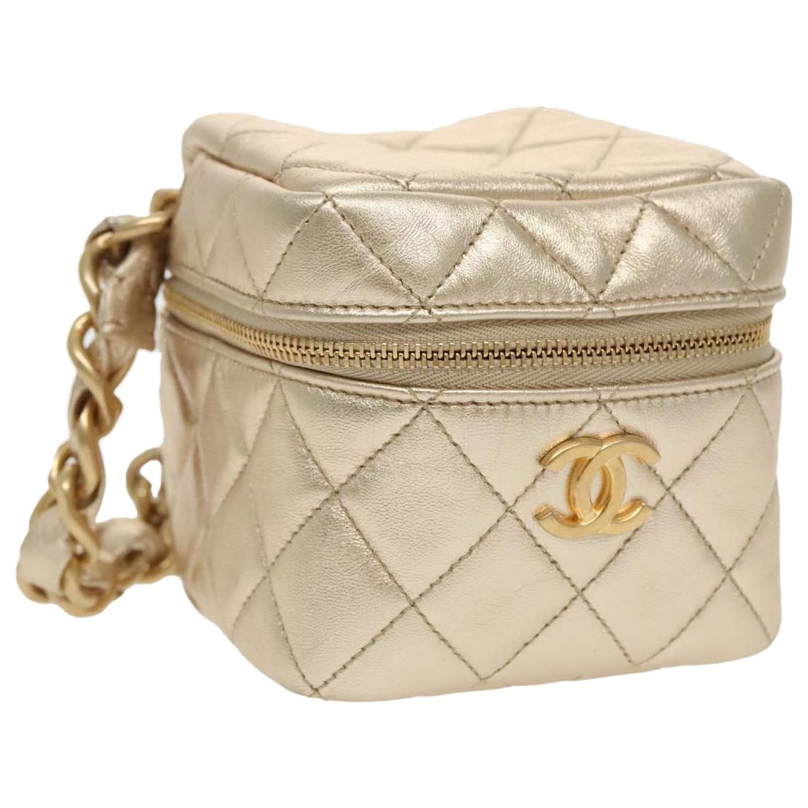 Chanel Trendy CC Golden Leather ref.1823622 - Joli Closet