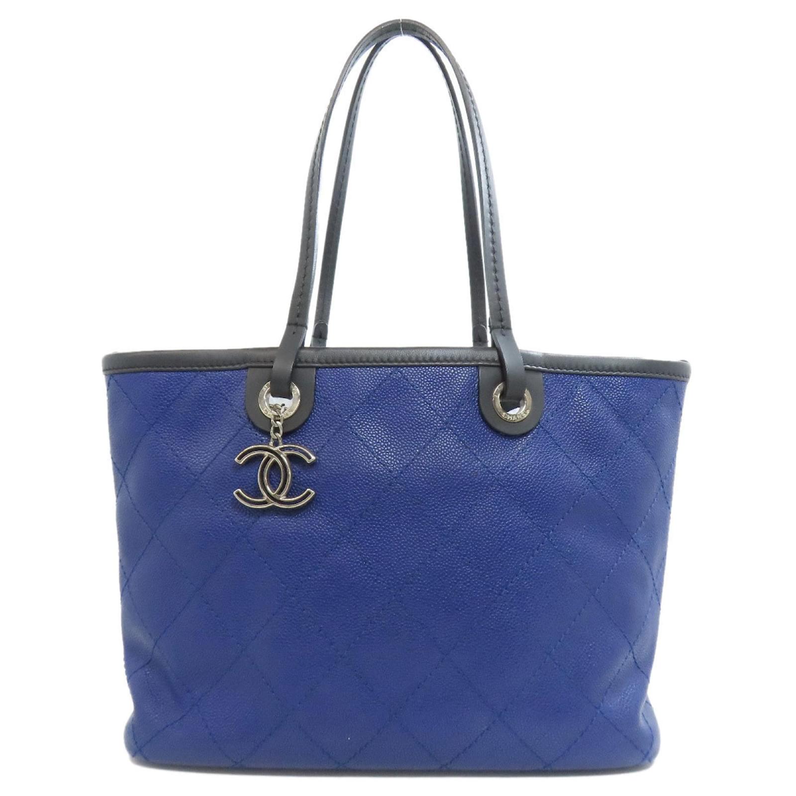 Chanel Wild Stitch Tote Bag in Caviar Leather Blue ref.1840412 - Joli ...