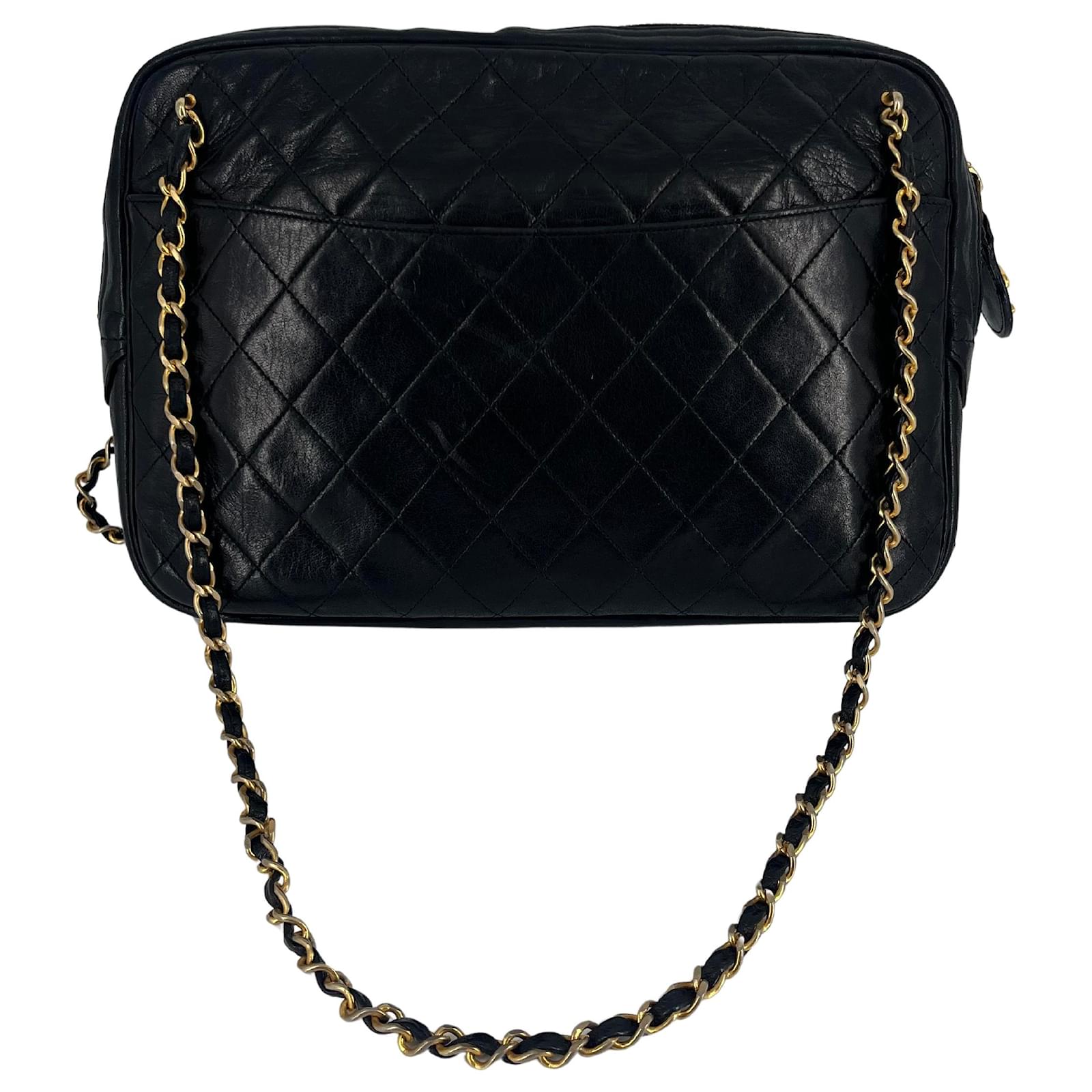 Chanel Camera Black Leather ref.1842918 - Joli Closet