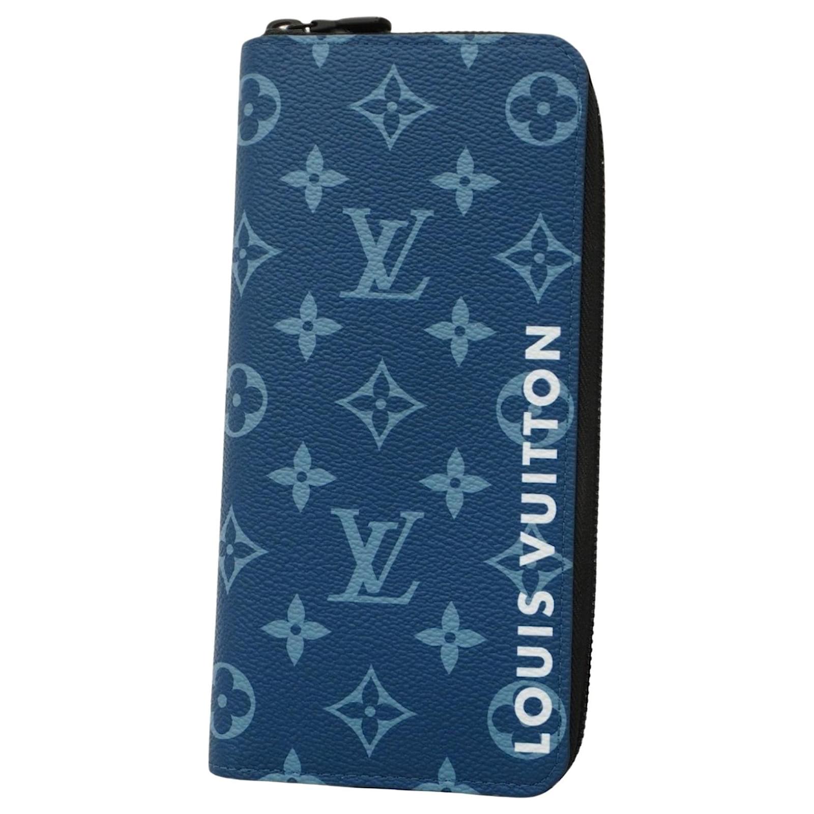 Louis Vuitton Zippy Wallet Vertical Blue Leather ref.1845876 - Joli Closet