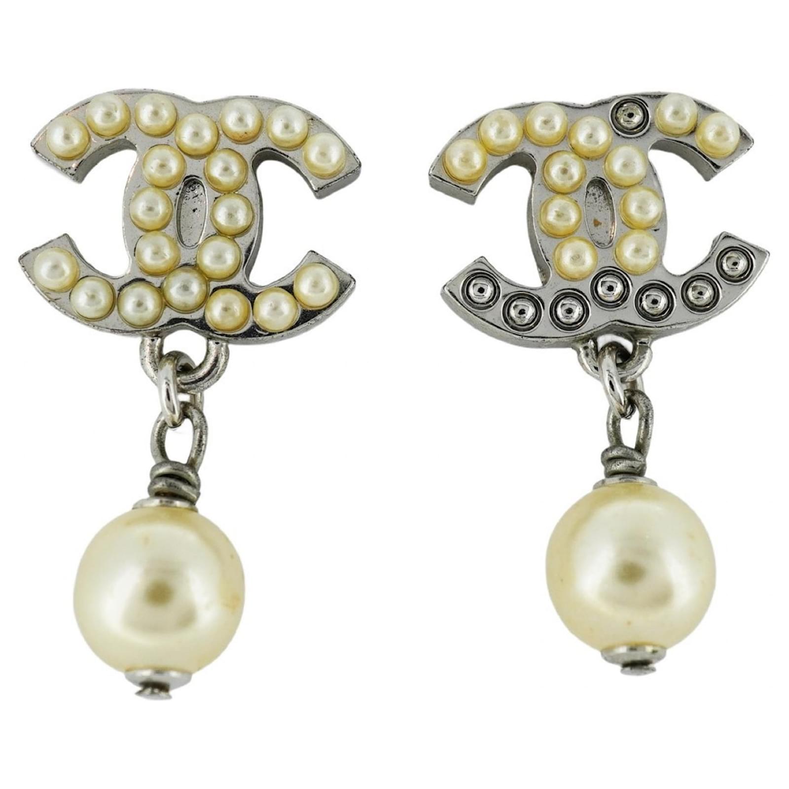 Chanel Silver Stud Earrings with Coco Mark Silvery Metal ref.1854885 - Joli Closet