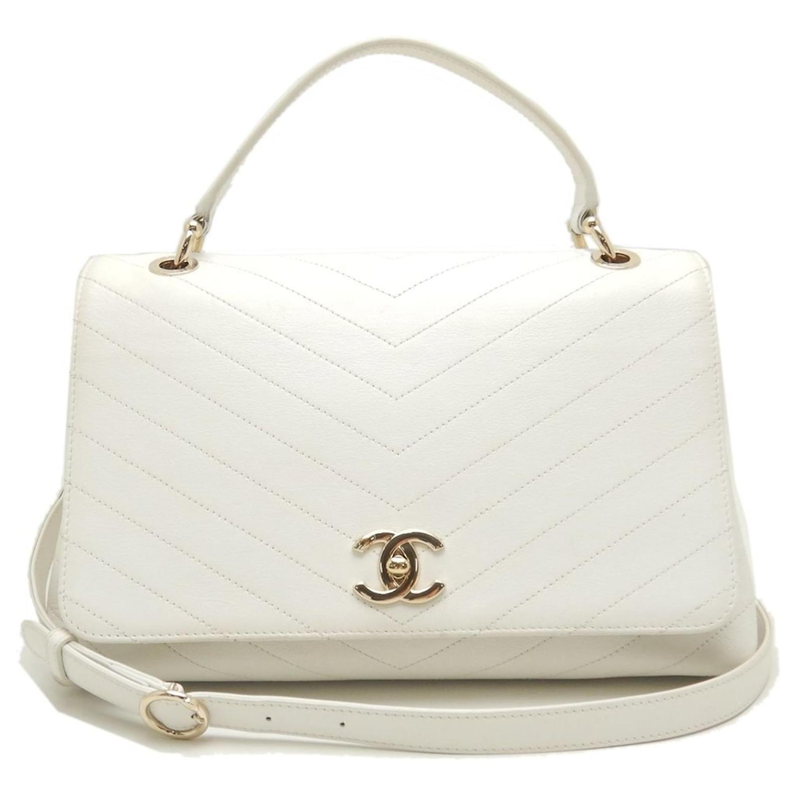 Chanel V-Stitch Chain Shoulder Bag White Leather ref.1855824 - Joli Closet