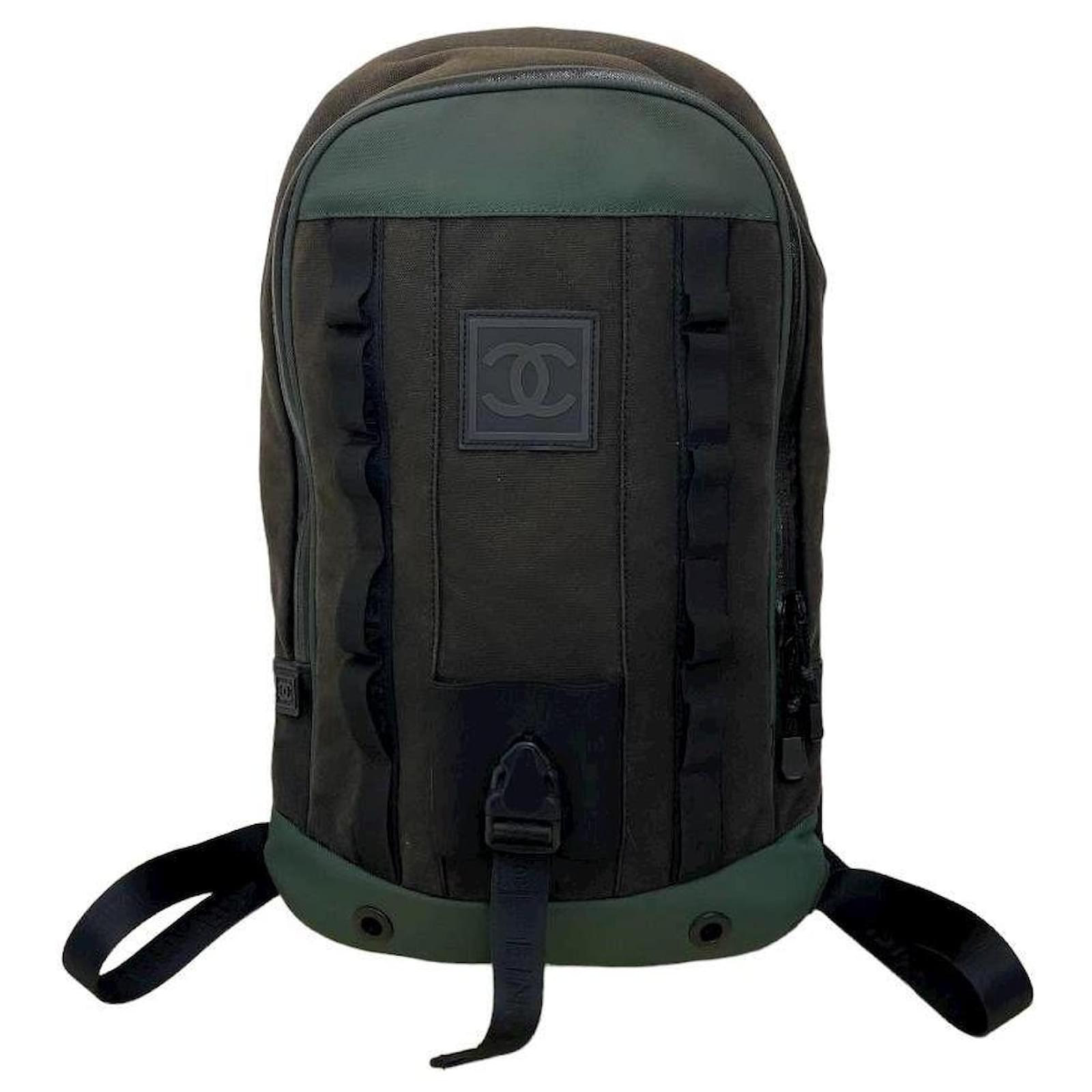 Chanel Backpacks Black Polyester Nylon ref.1861830 - Joli Closet