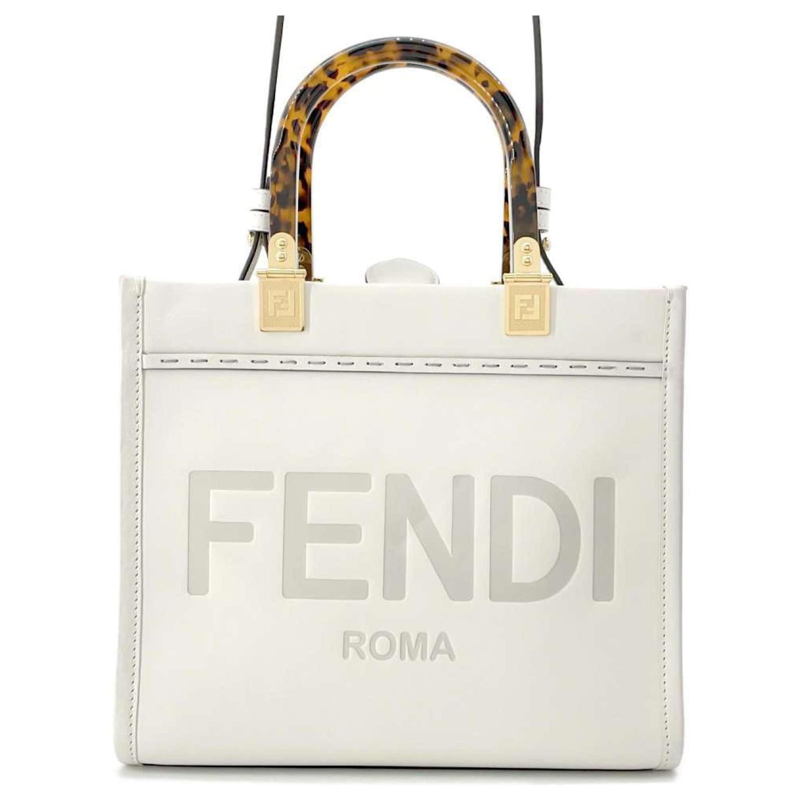 Fendi Sunshine Small Leather Handbag Eggshell ref.1862239 - Joli Closet