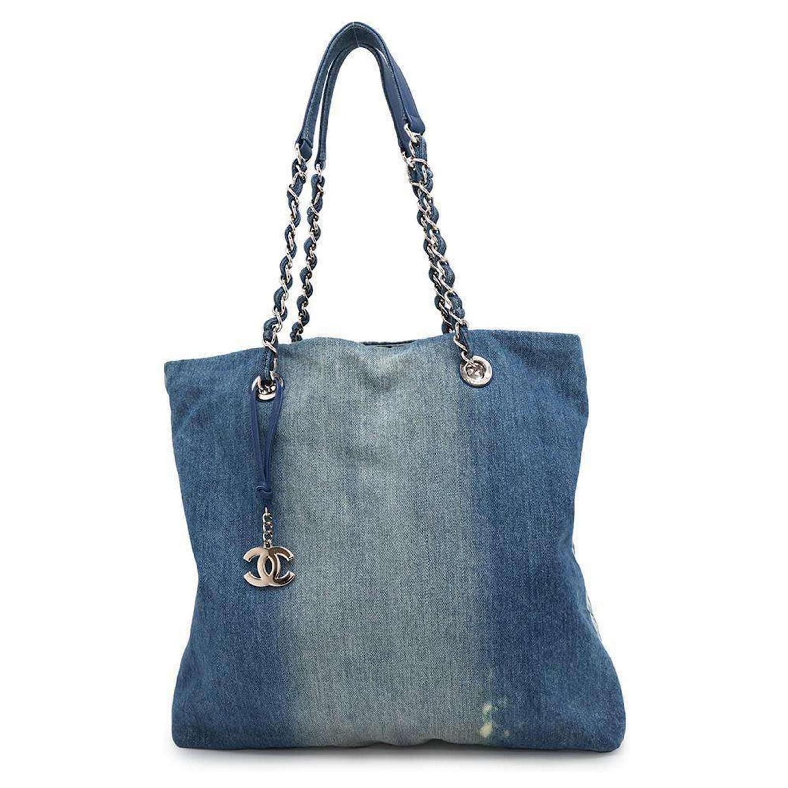 Chanel Denim Tote Bag Blue ref.1863053 - Joli Closet