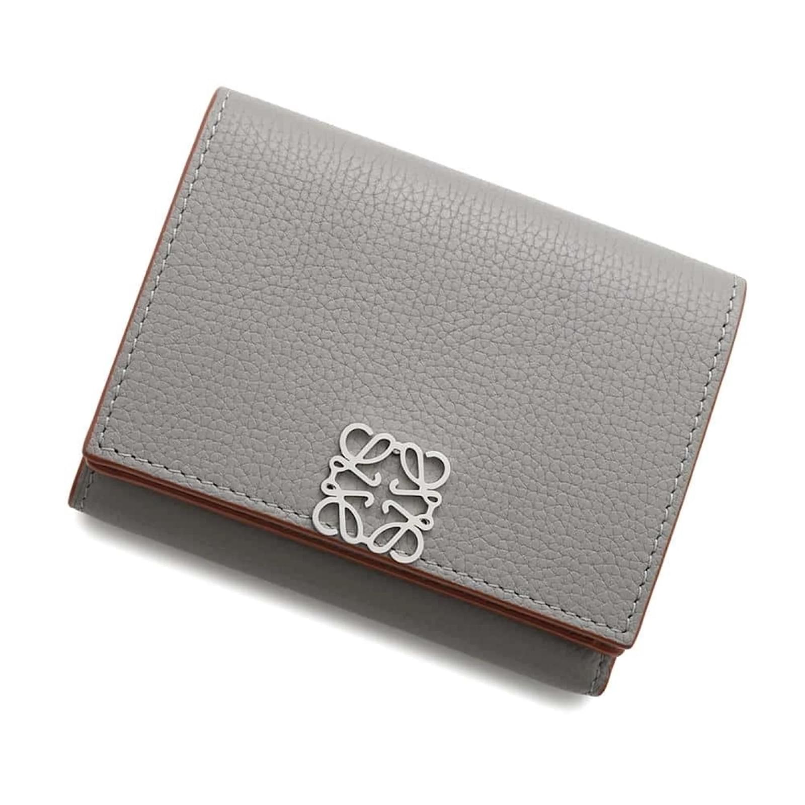 Loewe Tri-fold Wallet in Gray Leather Brown ref.1863354 - Joli Closet