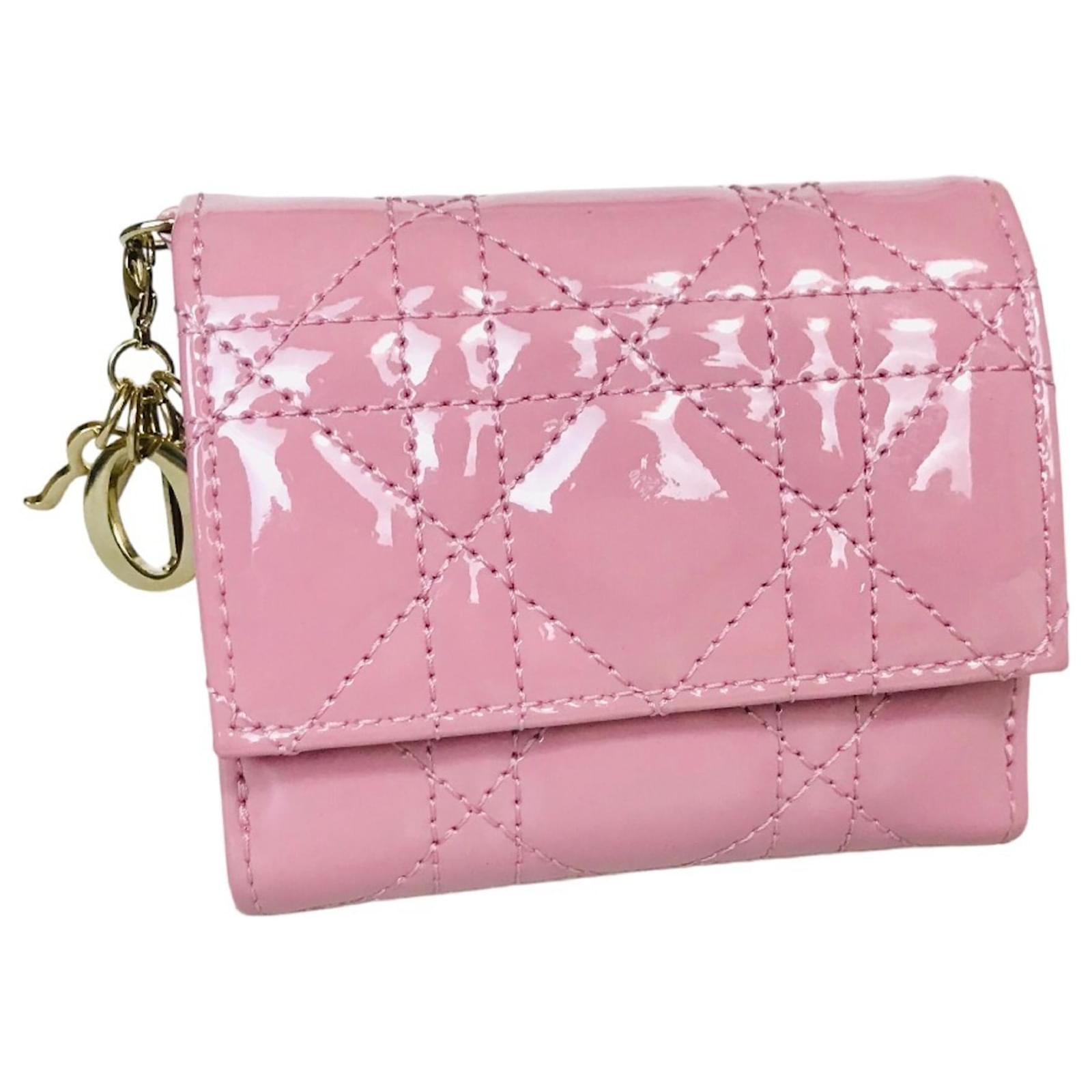 Christian Dior Lady Dior Compact Wallet Pink Patent leather ref.1864199 ...