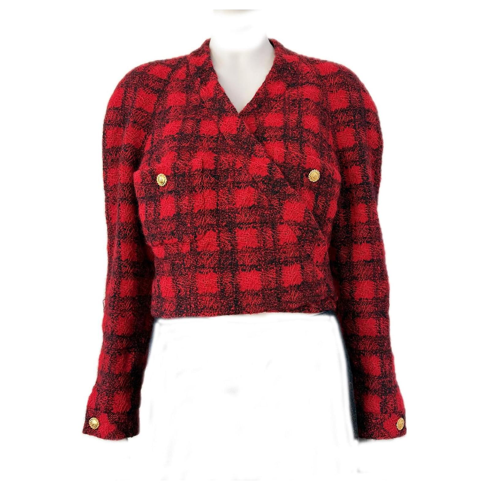 Chanel Super Stylish Vintage Red Crop Tweed Jacket ref.1876814 - Joli ...