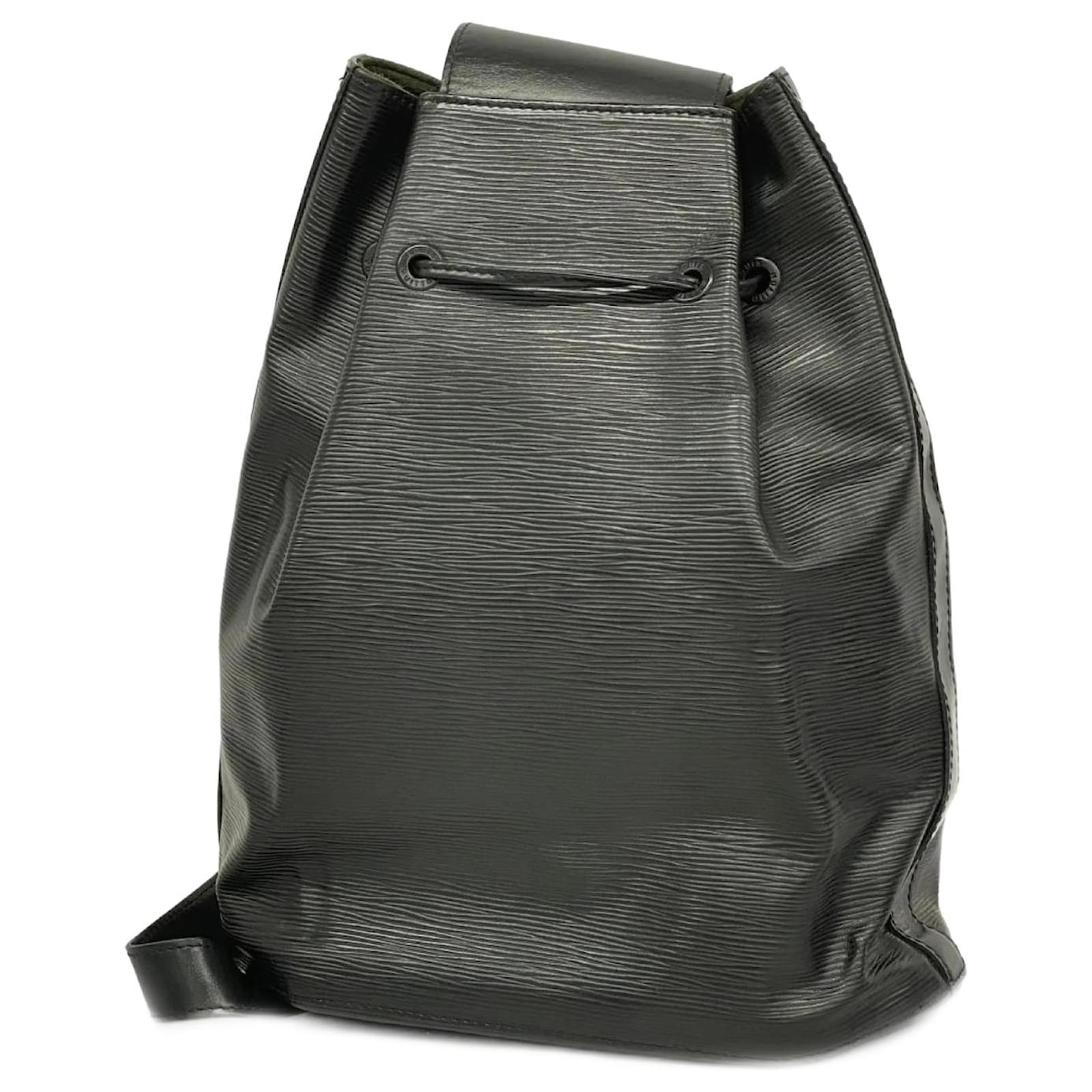 Louis Vuitton Epi Sacado Shoulder Bag Black ref.1911407 - Joli Closet