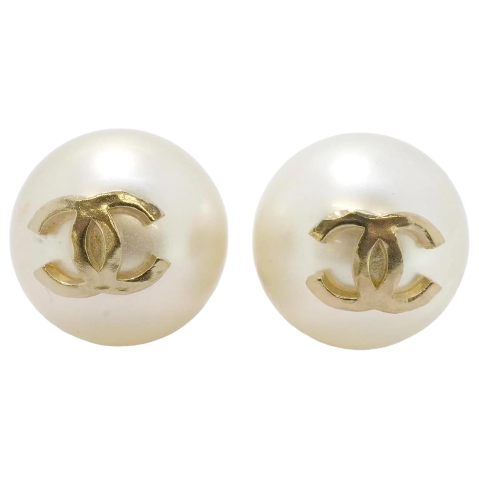 Chanel Coco Mark Stud Earrings Golden Gold-plated ref.1913707 - Joli Closet