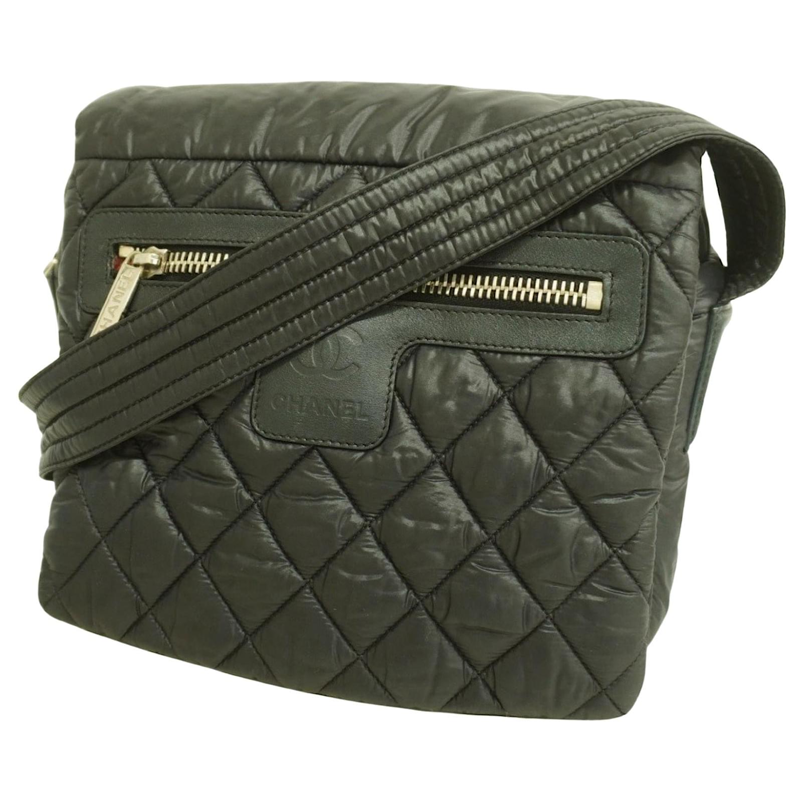 Chanel Coco Cocoon Black Synthetic ref.1929256 - Joli Closet