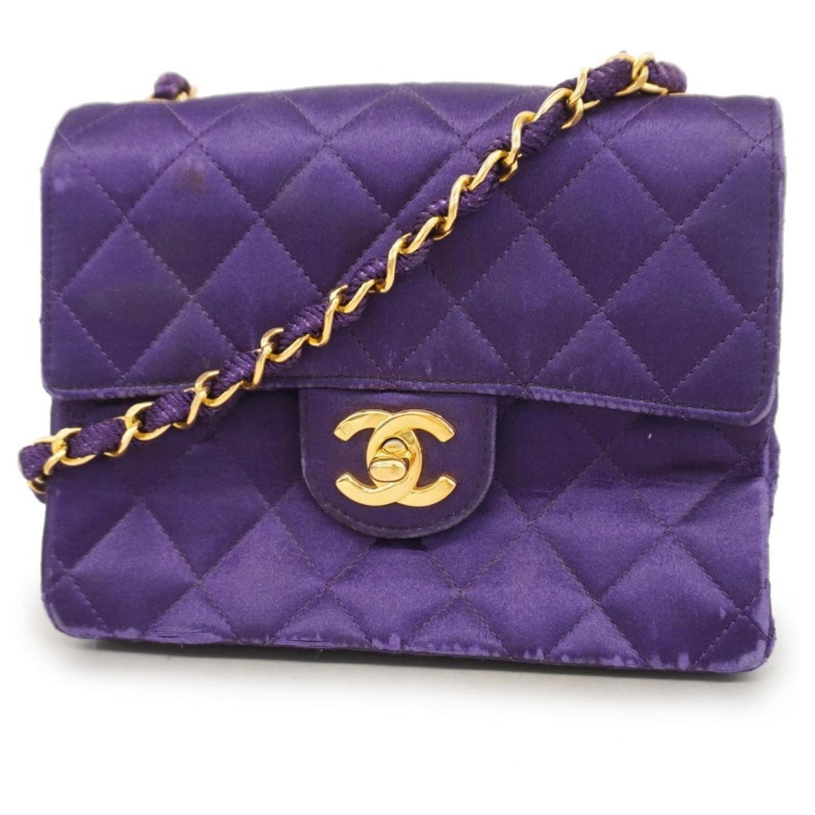 Chanel Purple Satin Shoulder Bag ref.1934023 - Joli Closet