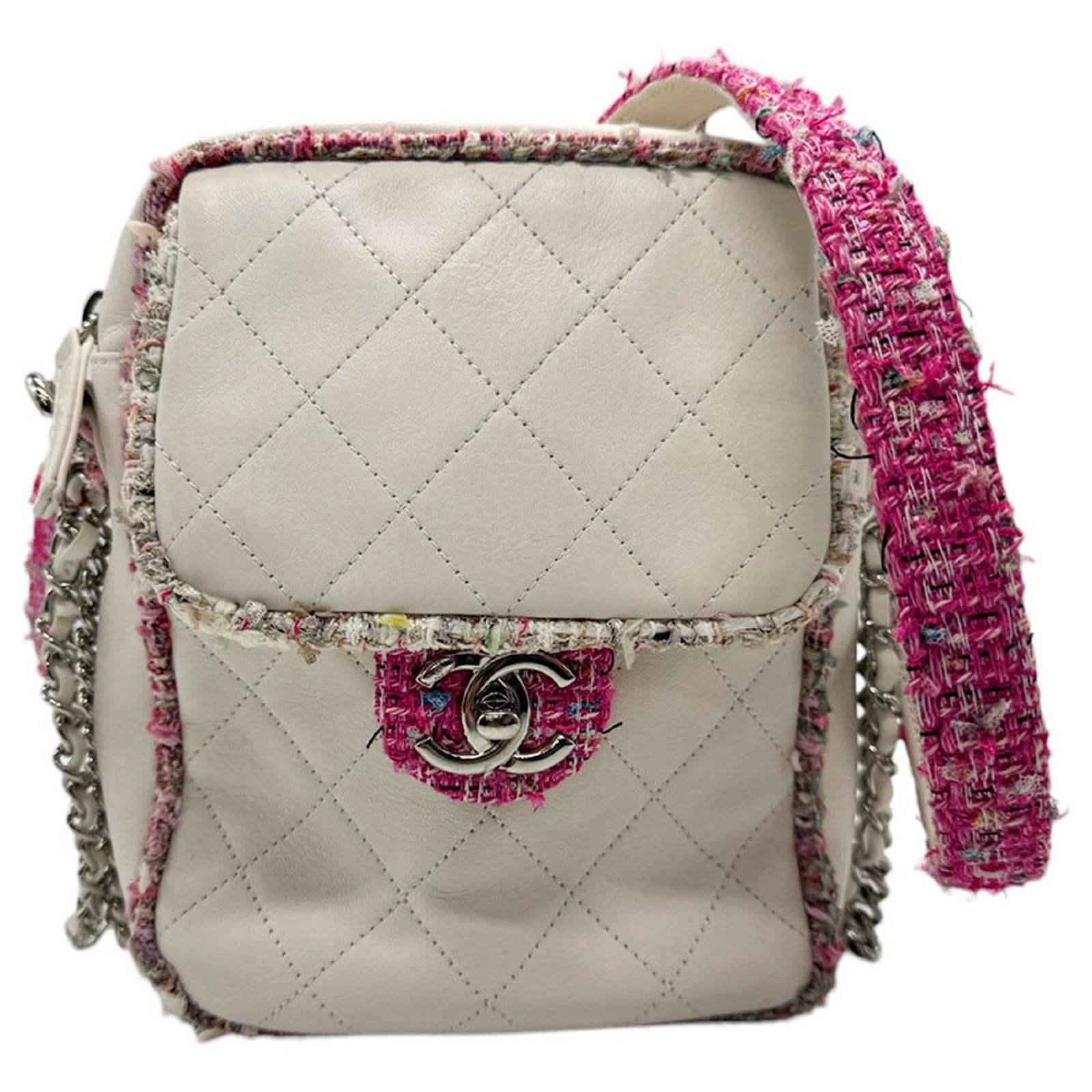 Chanel Camera White Leather ref.1938882 - Joli Closet