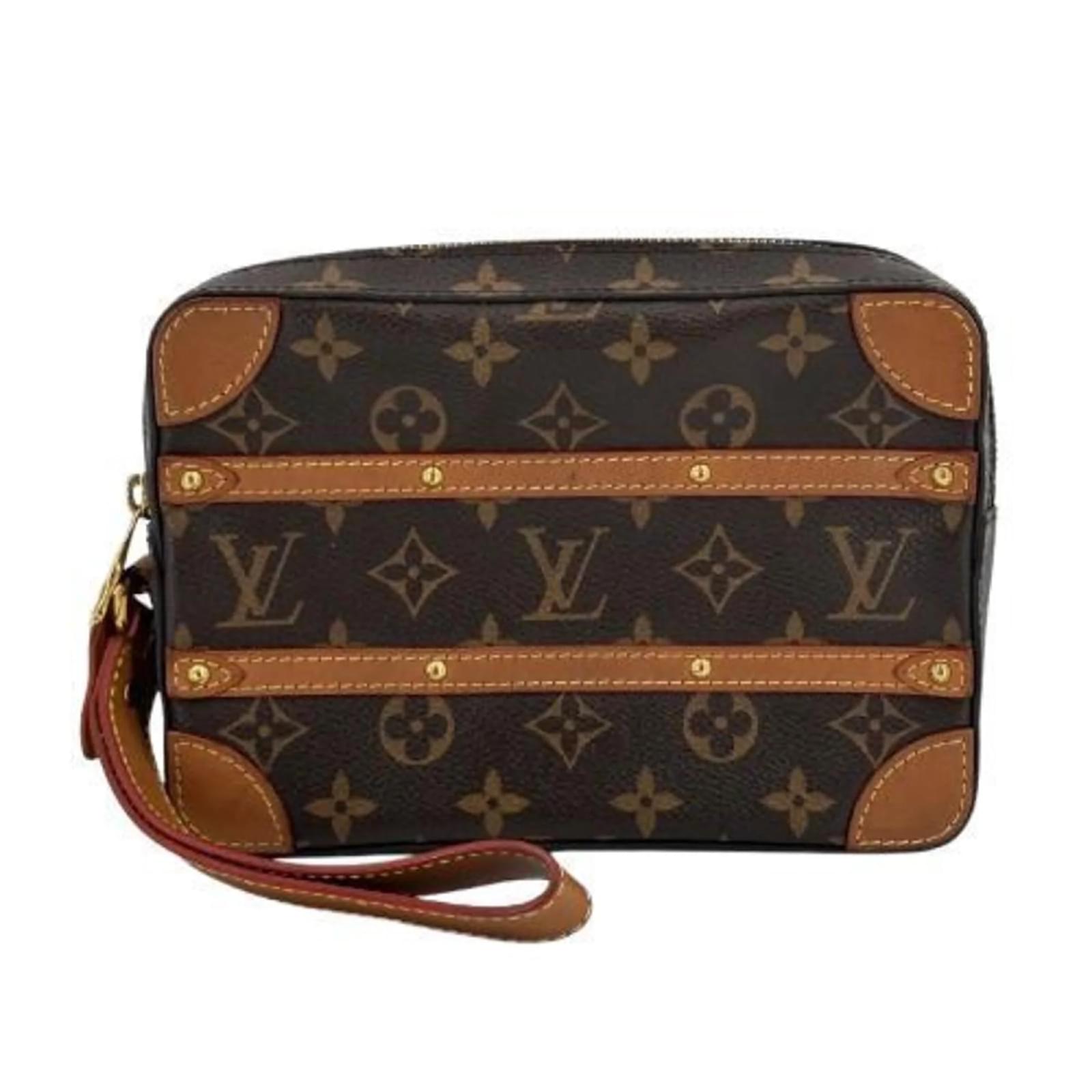 Louis Vuitton Monogram Soft Trunk Posh Bag Pouch Patent leather ref ...