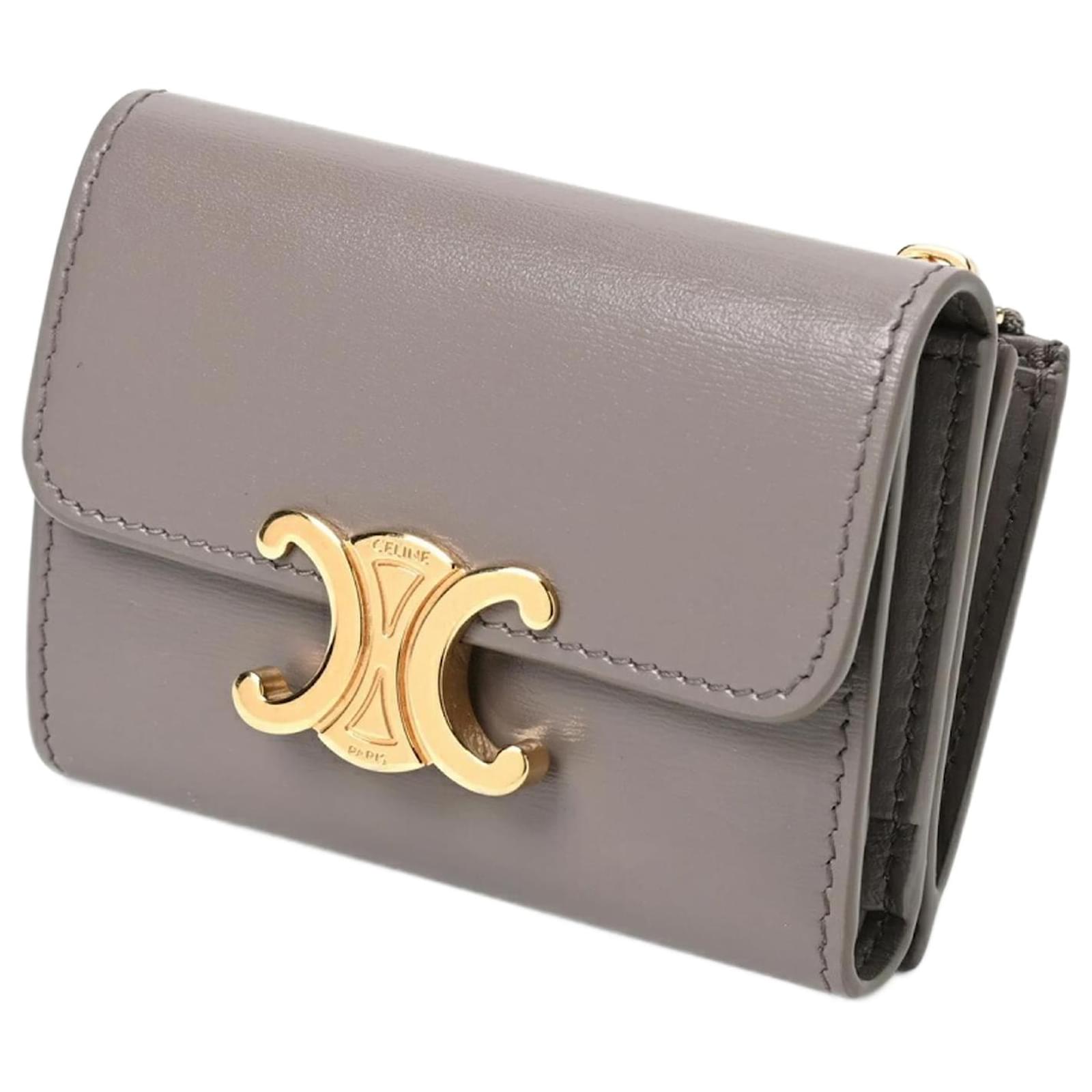 Céline Celine Triomphe Compact Wallet Leather ref.1952897 - Joli Closet
