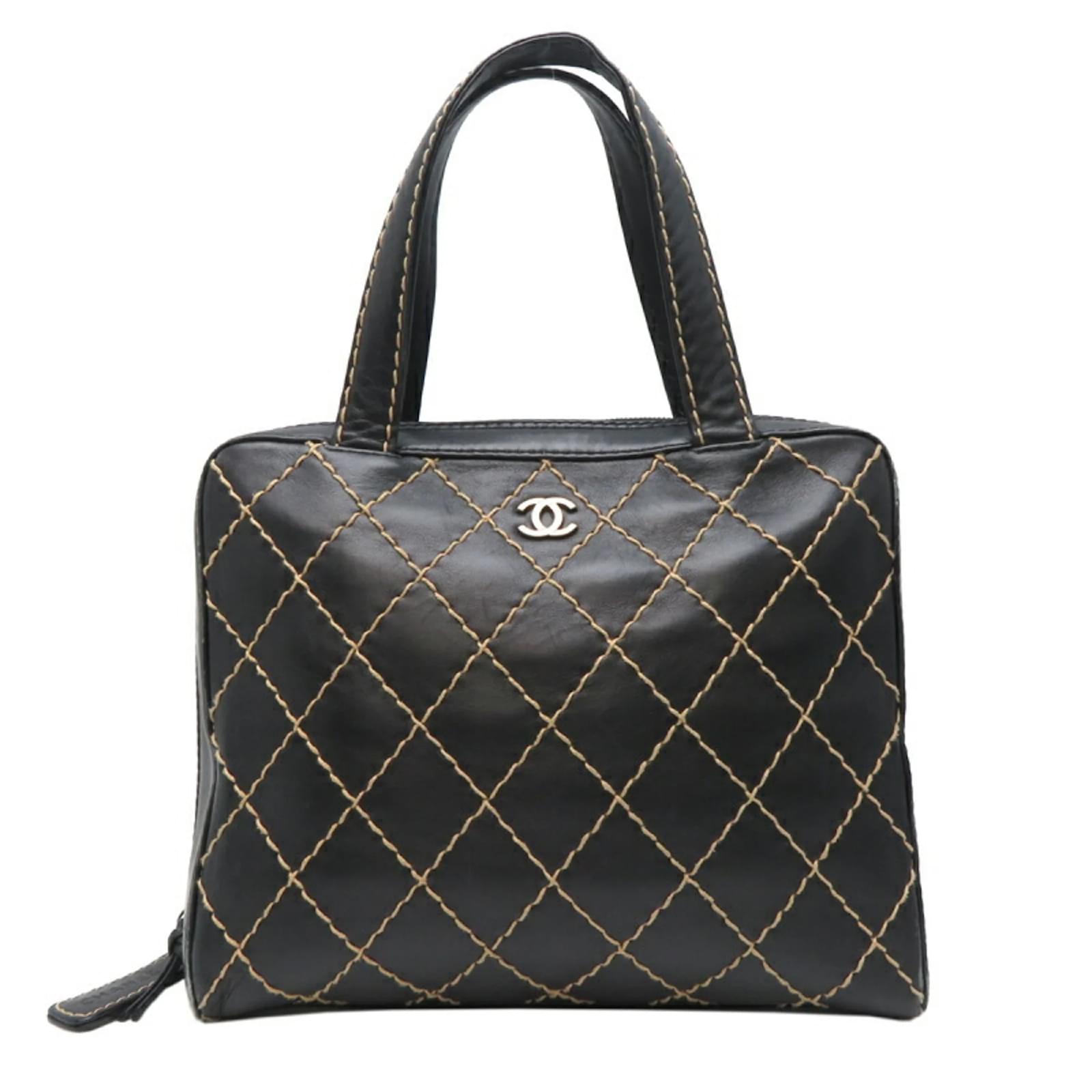 Chanel Wild Stitch Tote Bag Black Leather ref.1963455 - Joli Closet