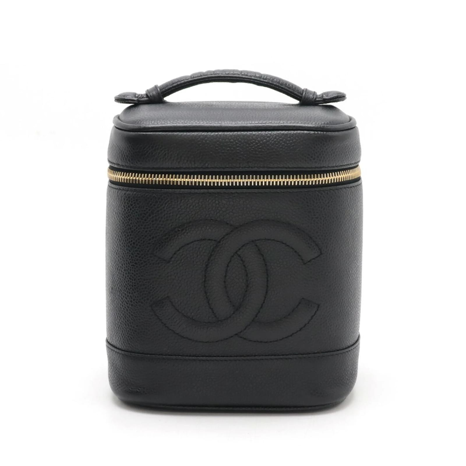 Chanel Coco Mark Vanity Bag in Black Caviar Leather ref.1968747 - Joli ...