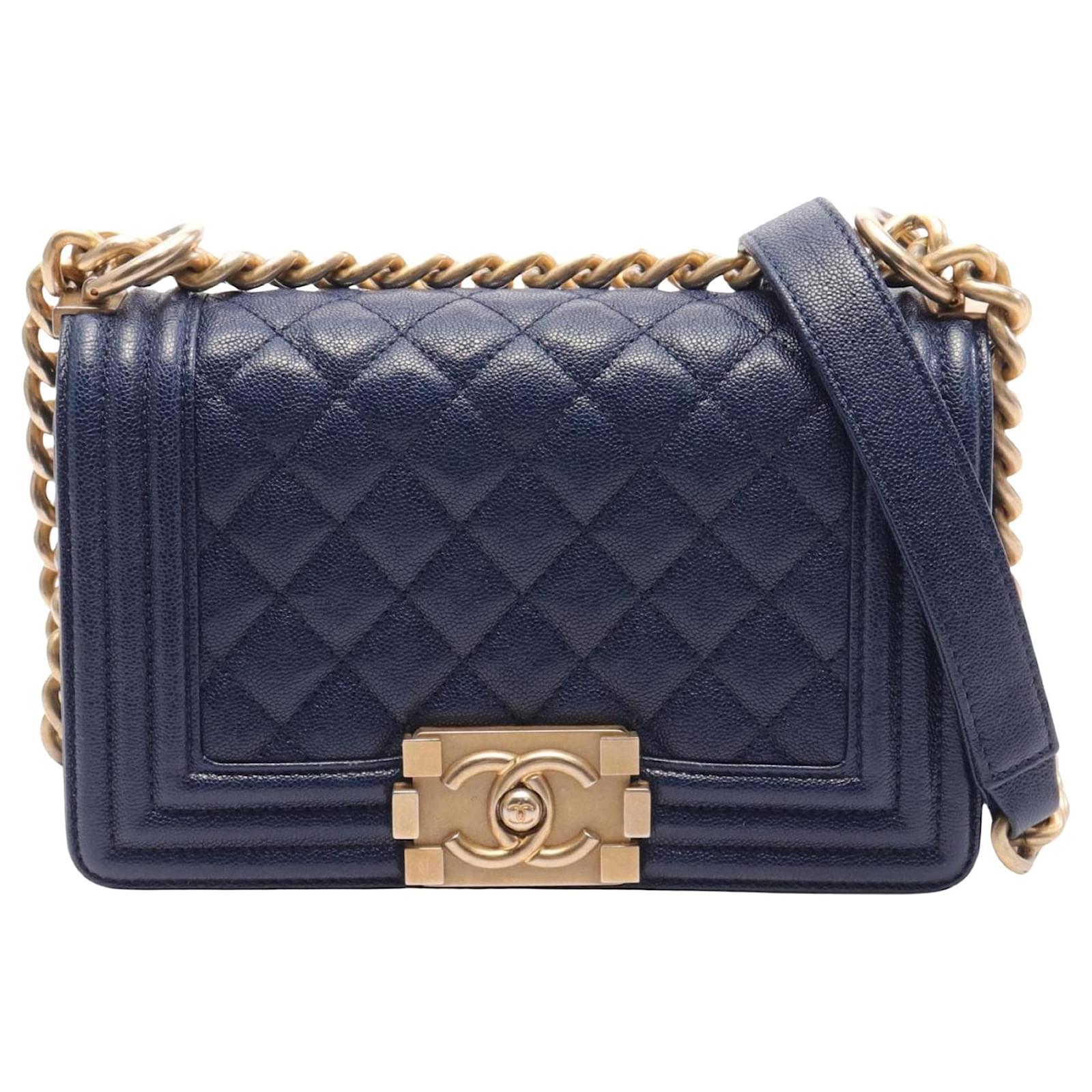 Chanel Boy Blue Leather ref.1970355 - Joli Closet