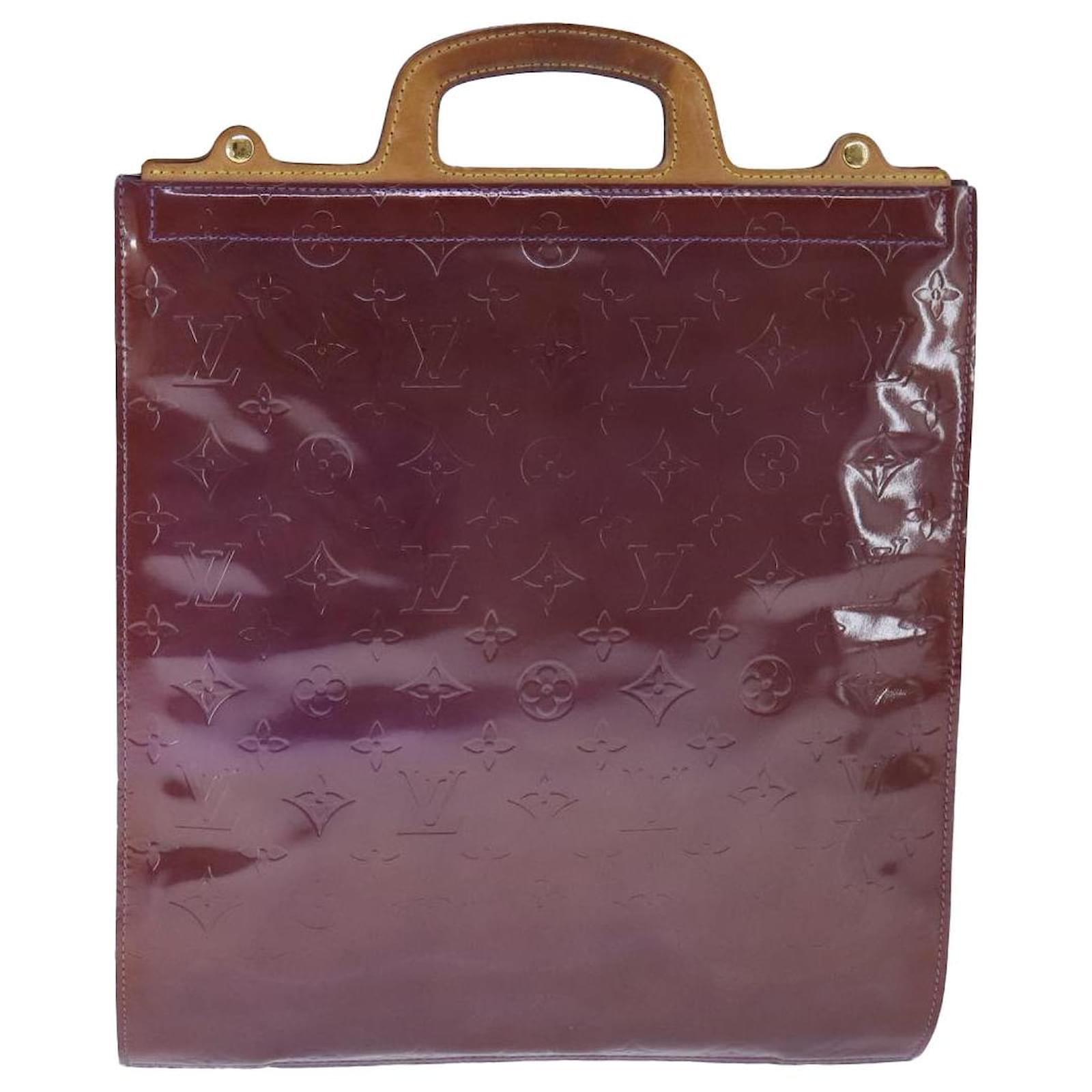 Louis Vuitton Stanton (Sold) - Joli Closet