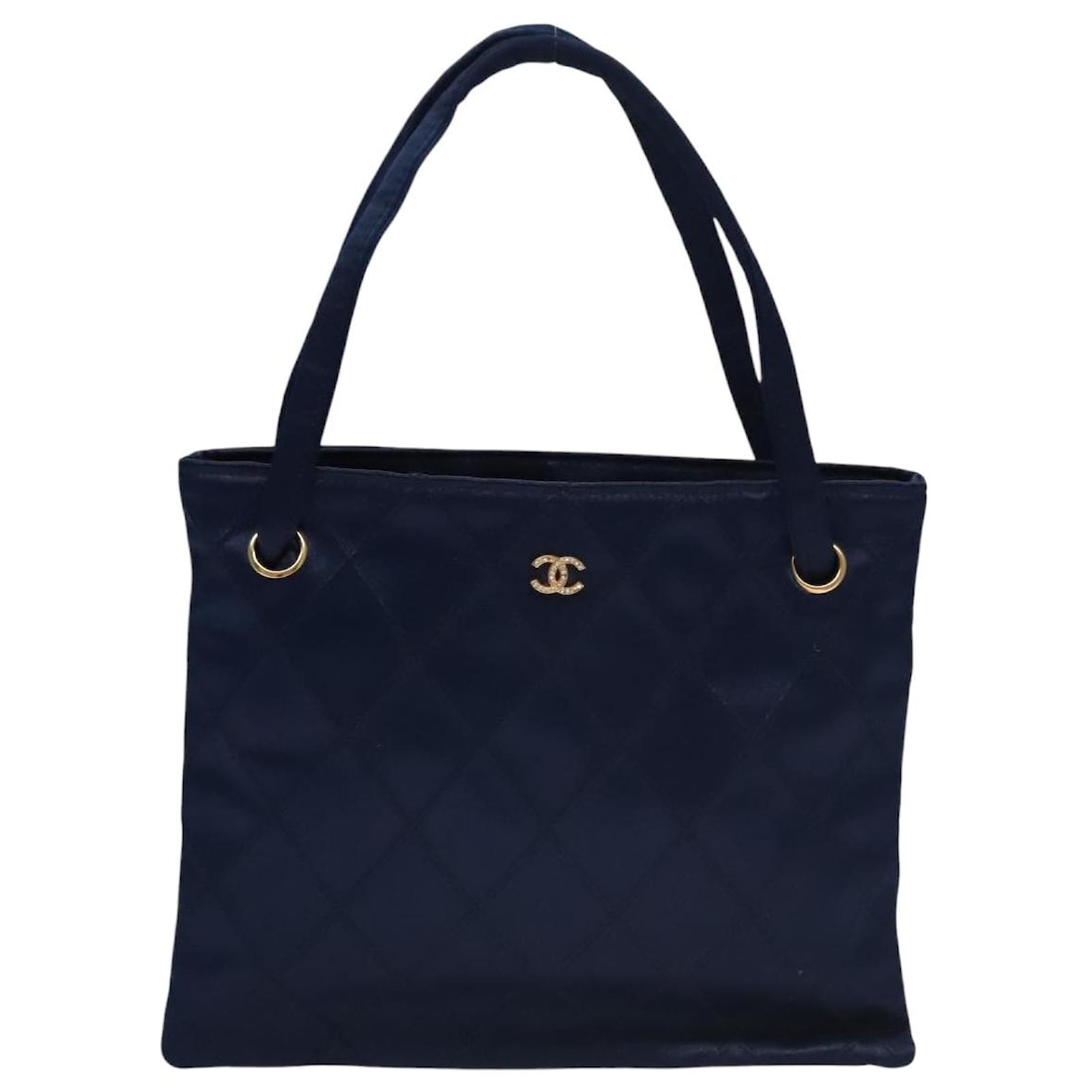 Chanel Cc Navy blue Silk ref.1975182 - Joli Closet