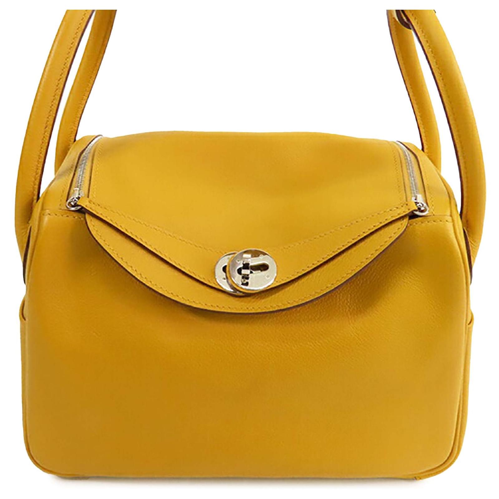 Hermès Yellow Evercolor Lindy 26 Leather Pony-style calfskin ref ...