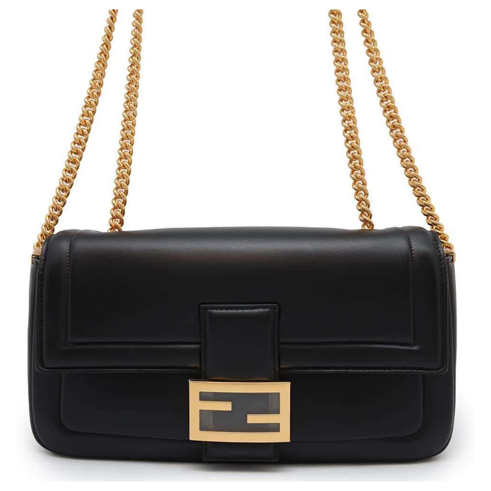 Fendi Chain Shoulder Bag Black Leather ref.1980432 - Joli Closet